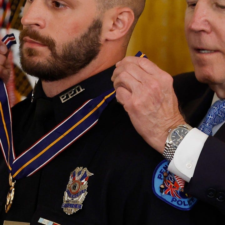Pensacola Police Officer Anthony Giorgio awarded Medal of Valor