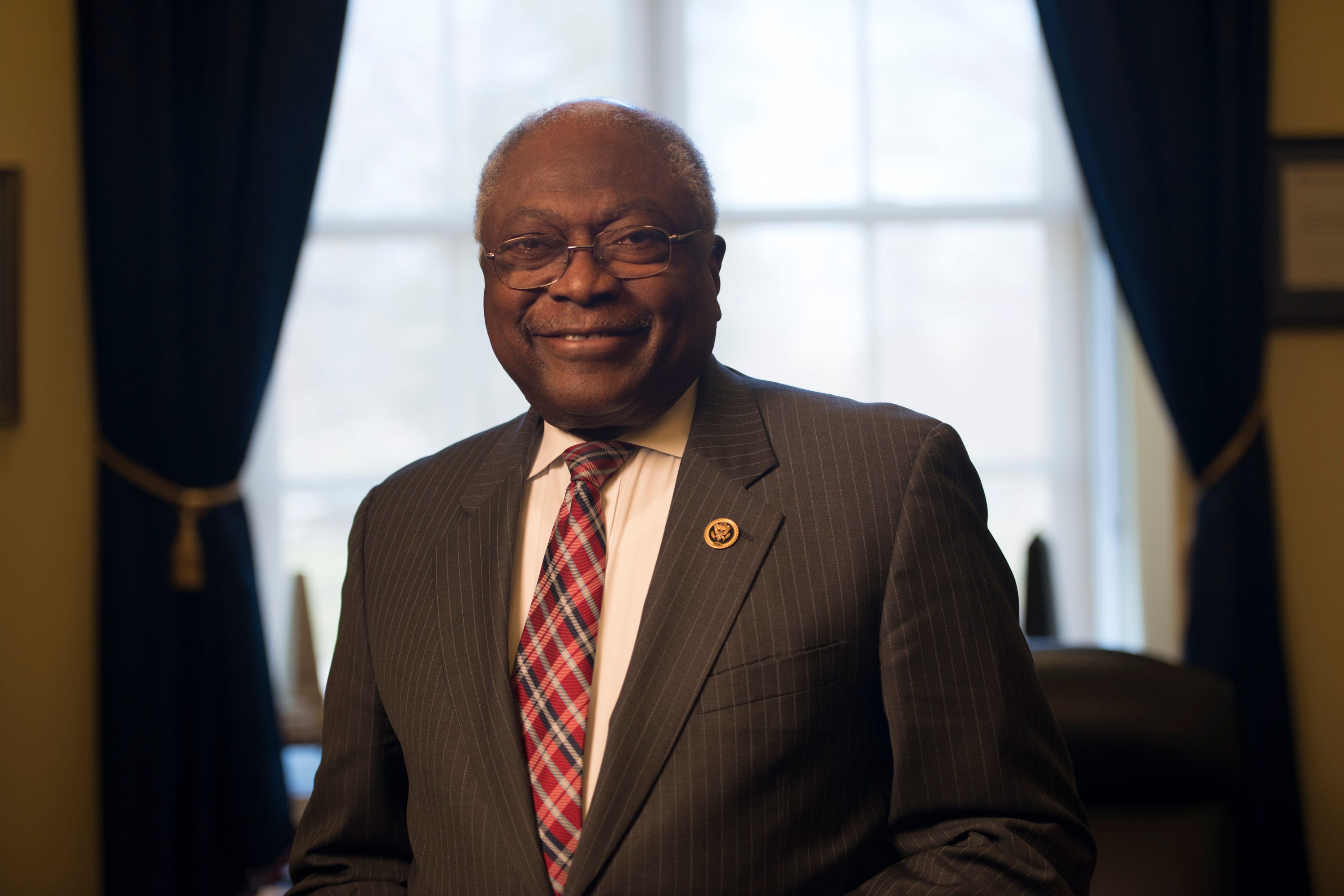 Democrat Clyburn weighs taking sides in S.C. race | newscentermaine.com