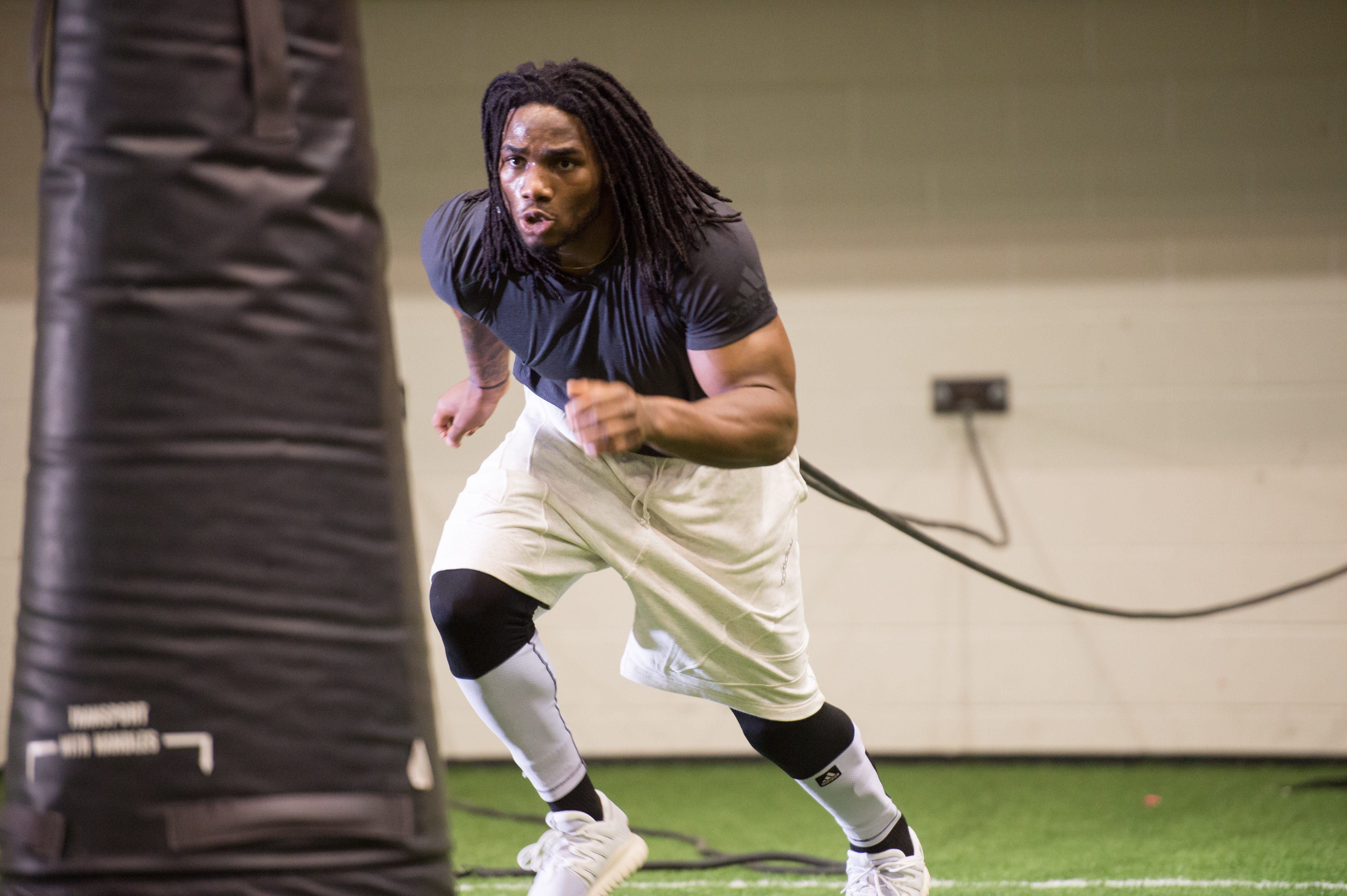 Jaylon Smith works to recover from injury, out to prove he will ...