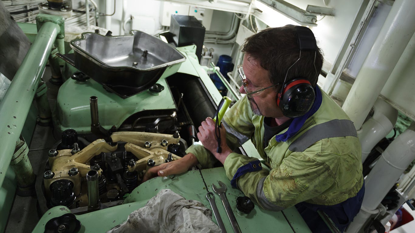 Wage potential: Highest paying jobs you can get without a college degree