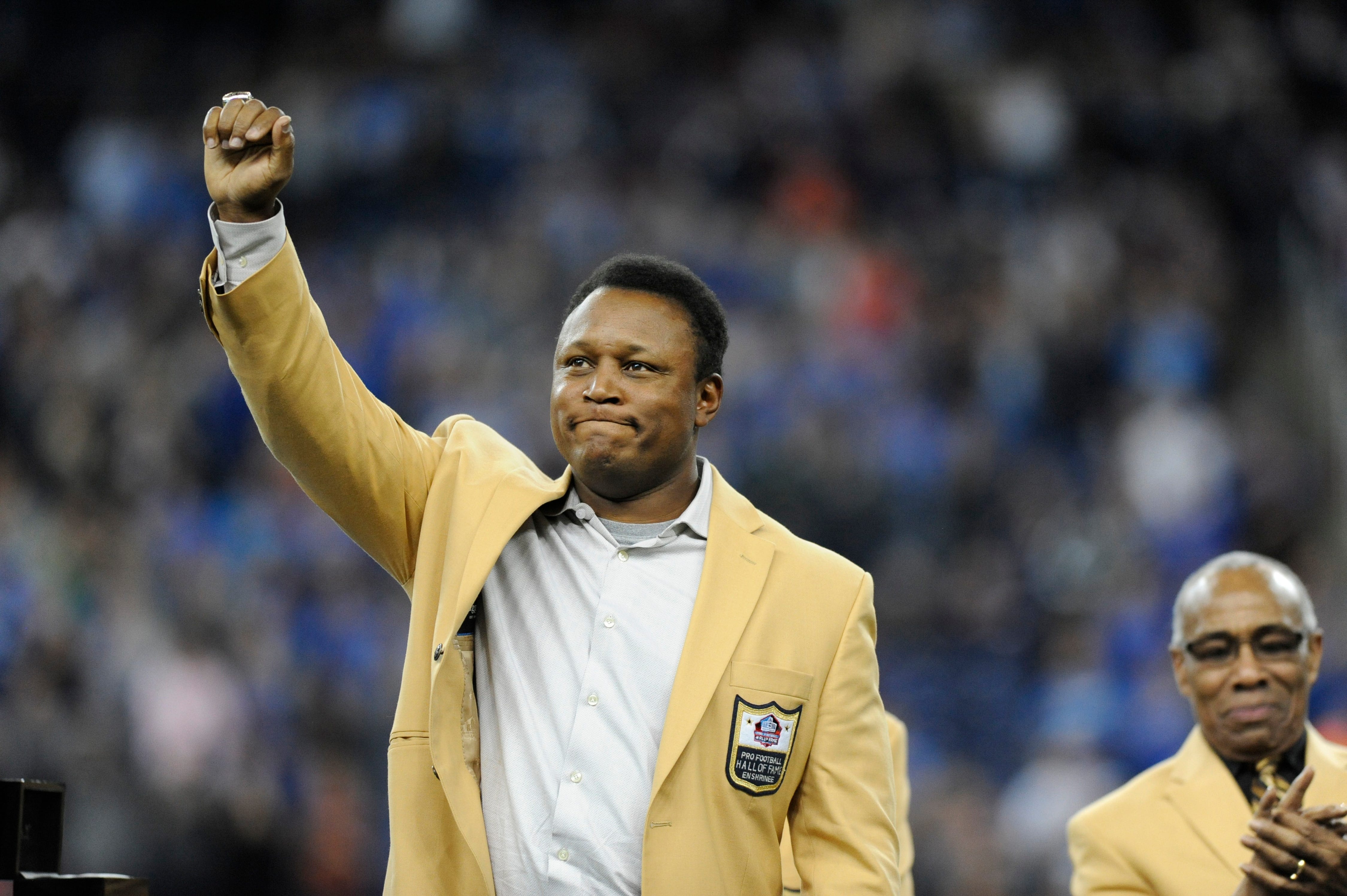 Barry Sanders retired from Detroit Lions and 'all hell broke loose'