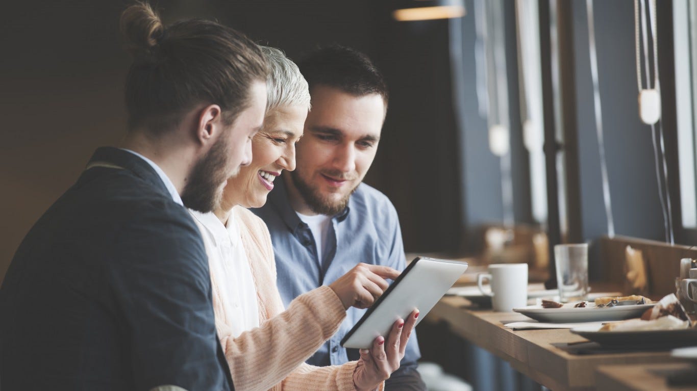 Google: James Damore, ex-engineer, drops discrimination lawsuit