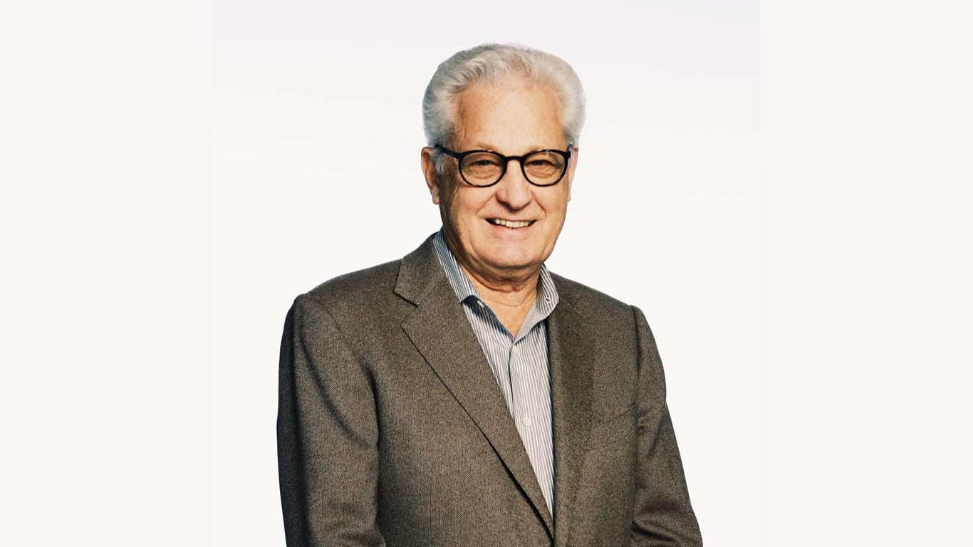 Hobby Lobby founder giving away company because 'wealth is a curse’