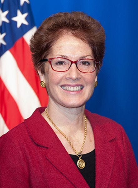 Francesca Block's Instagram, Twitter & Facebook on IDCrawl