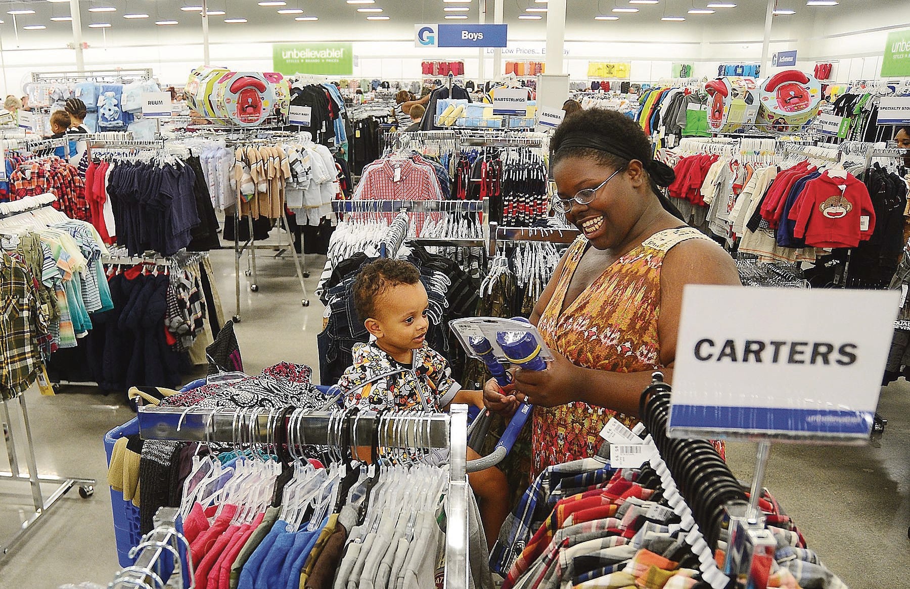 Gabe's discount department store opens in Martinsburg