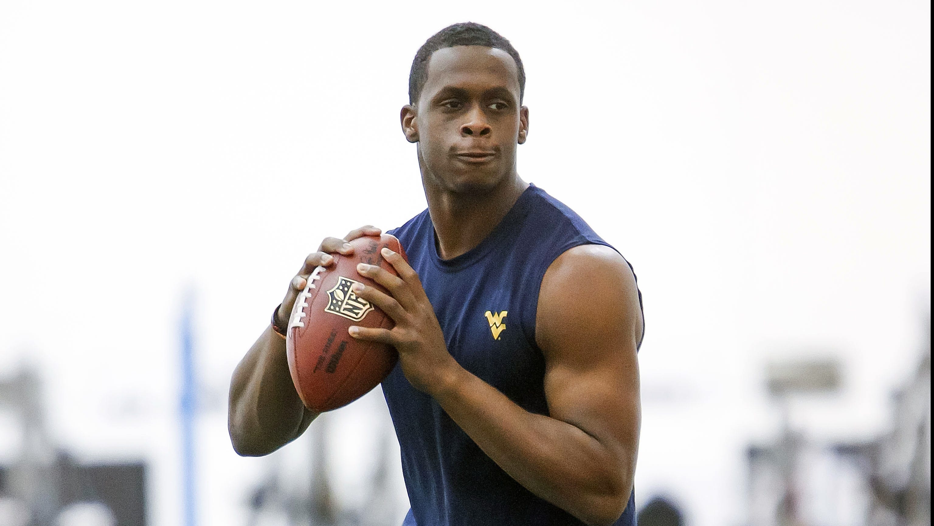 Geno Smith impresses at West Virginia pro day