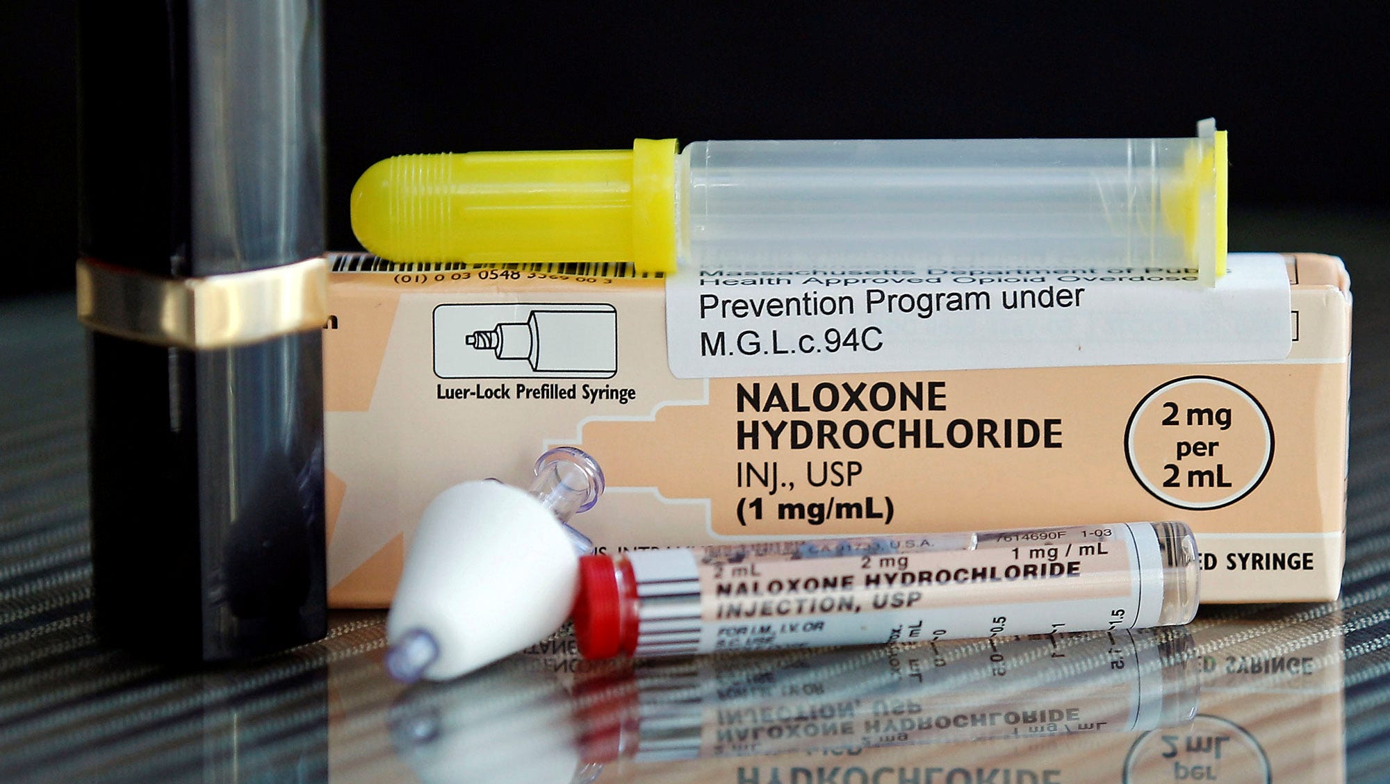 Ohio, Ky. take steps to make naloxone available
