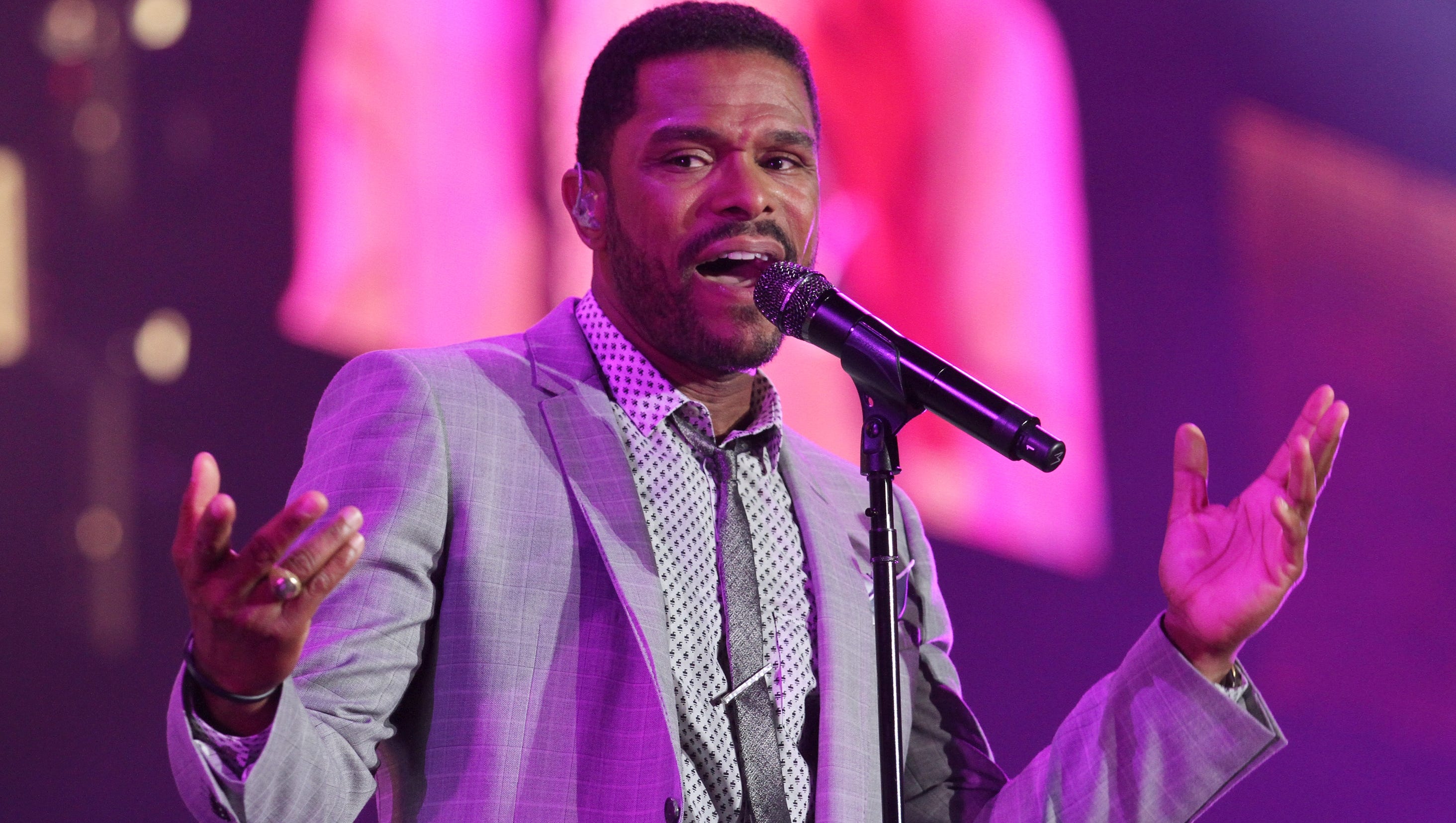 Essence Fest plies old-school charms with Maxwell