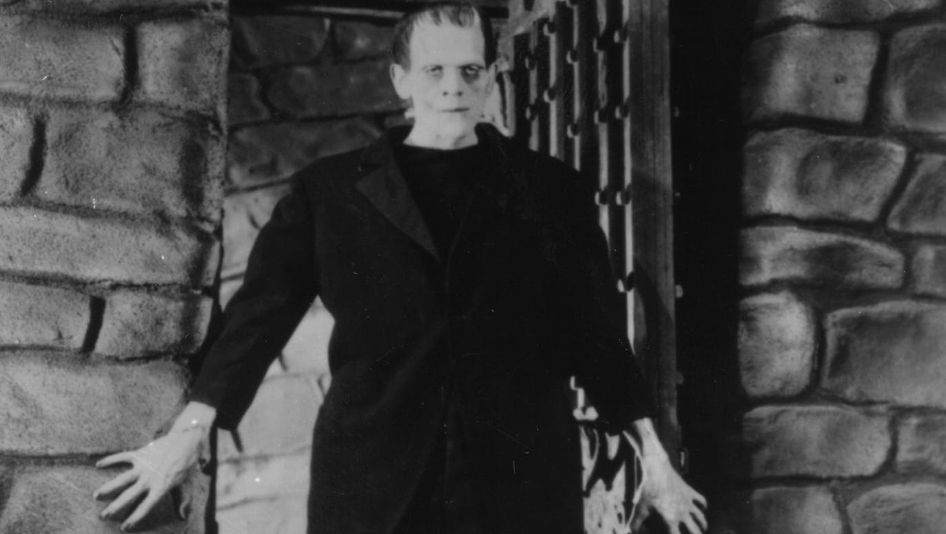 'Dracula,' 'Frankenstein' in new Universal Blu-ray set