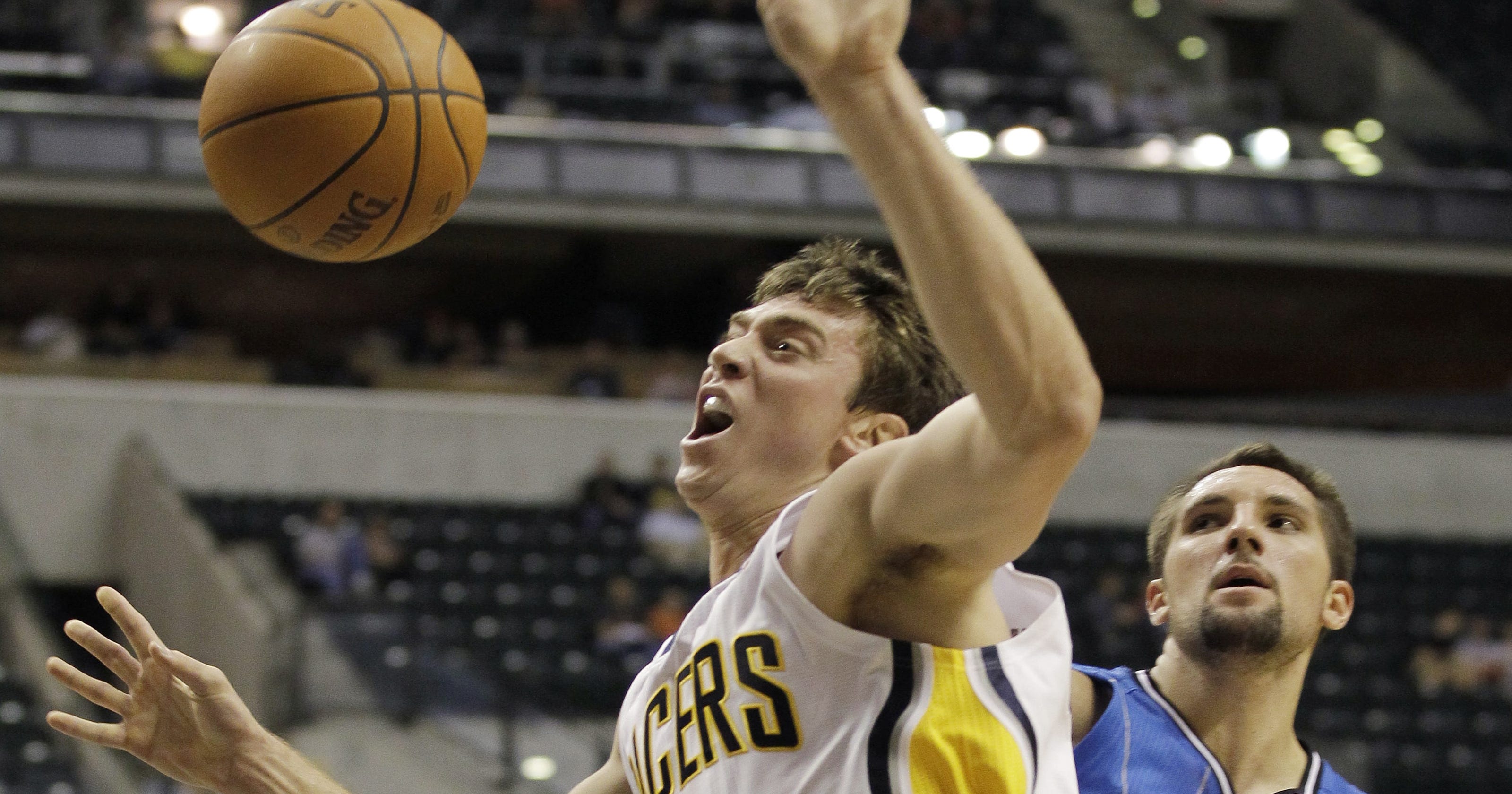 Ben and Tyler Hansbrough keep Pacers all in the family