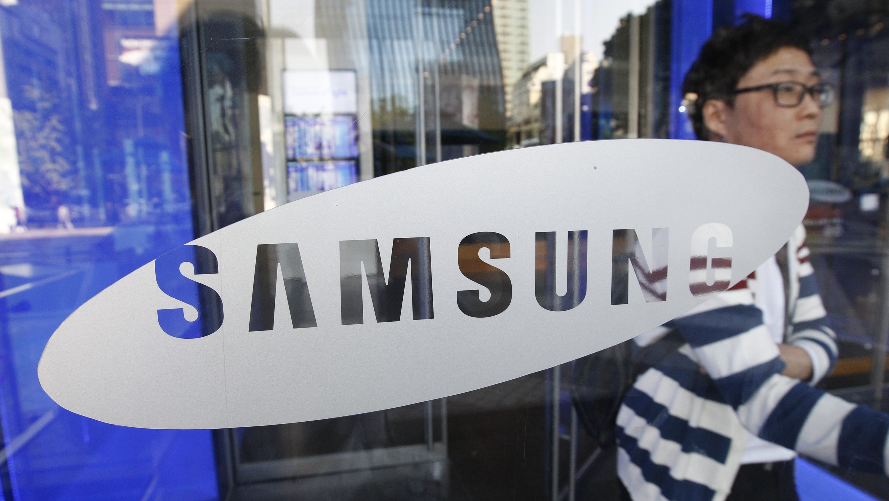 Despite big fine, Samsung shows assertive stance