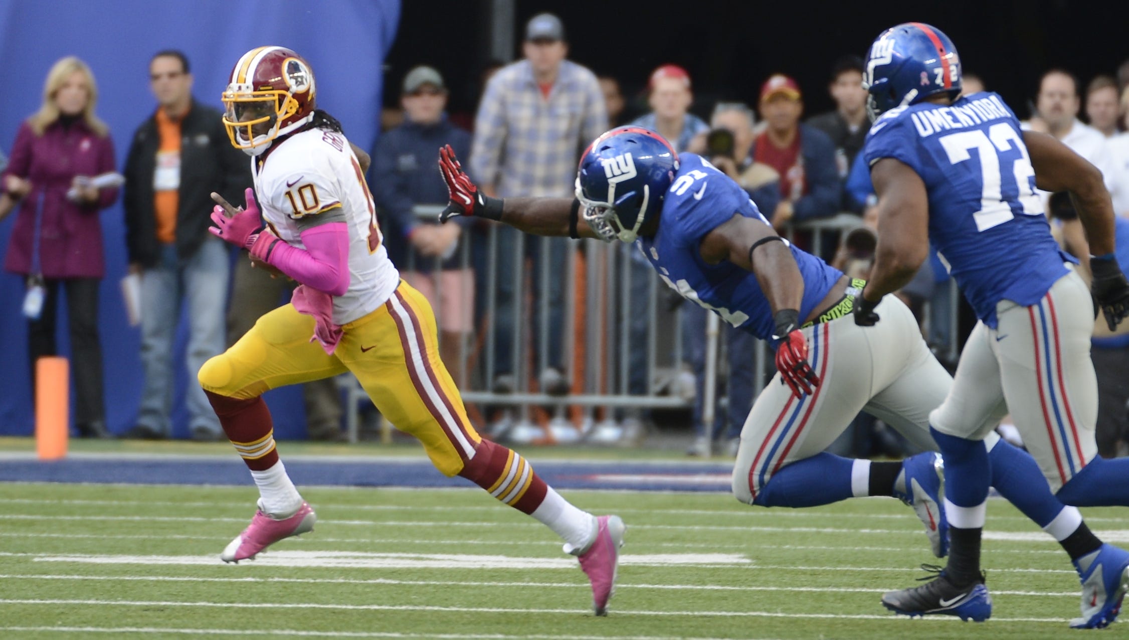 RGIII impresses, but Giants get stunning win over Redskins