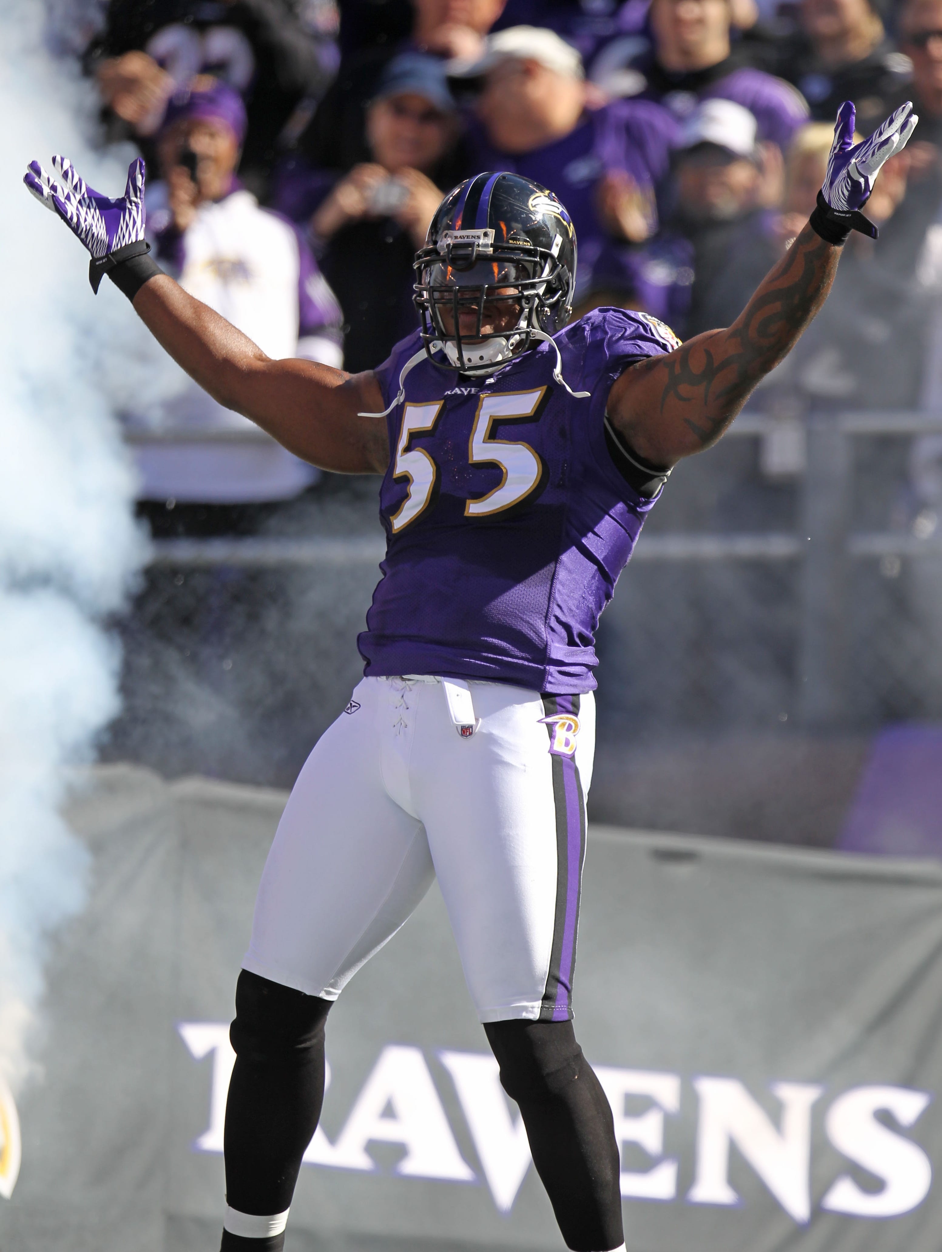 Terrell Suggs activated by Ravens