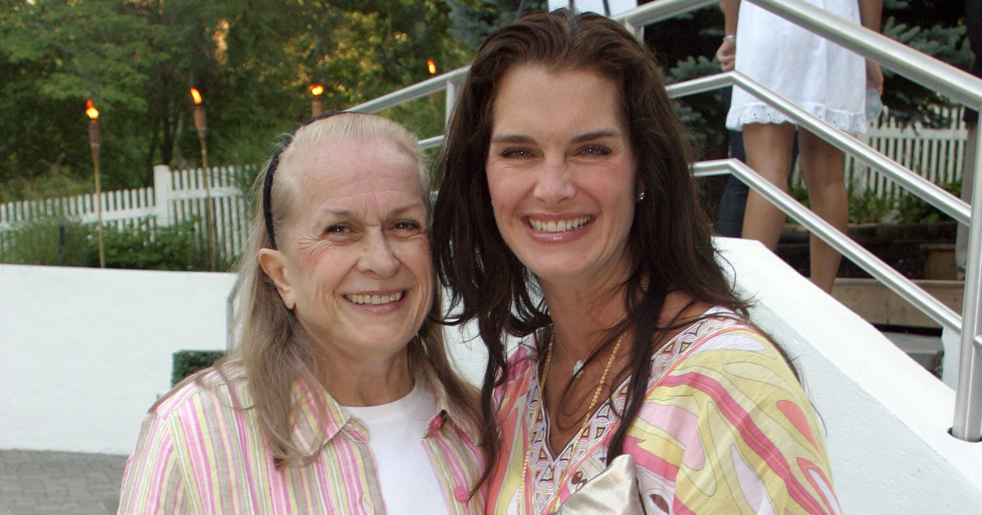 Brooke Shields' mom, Teri, dies in Manhattan Brooke Shields' mom, Teri, dies in Manhattan