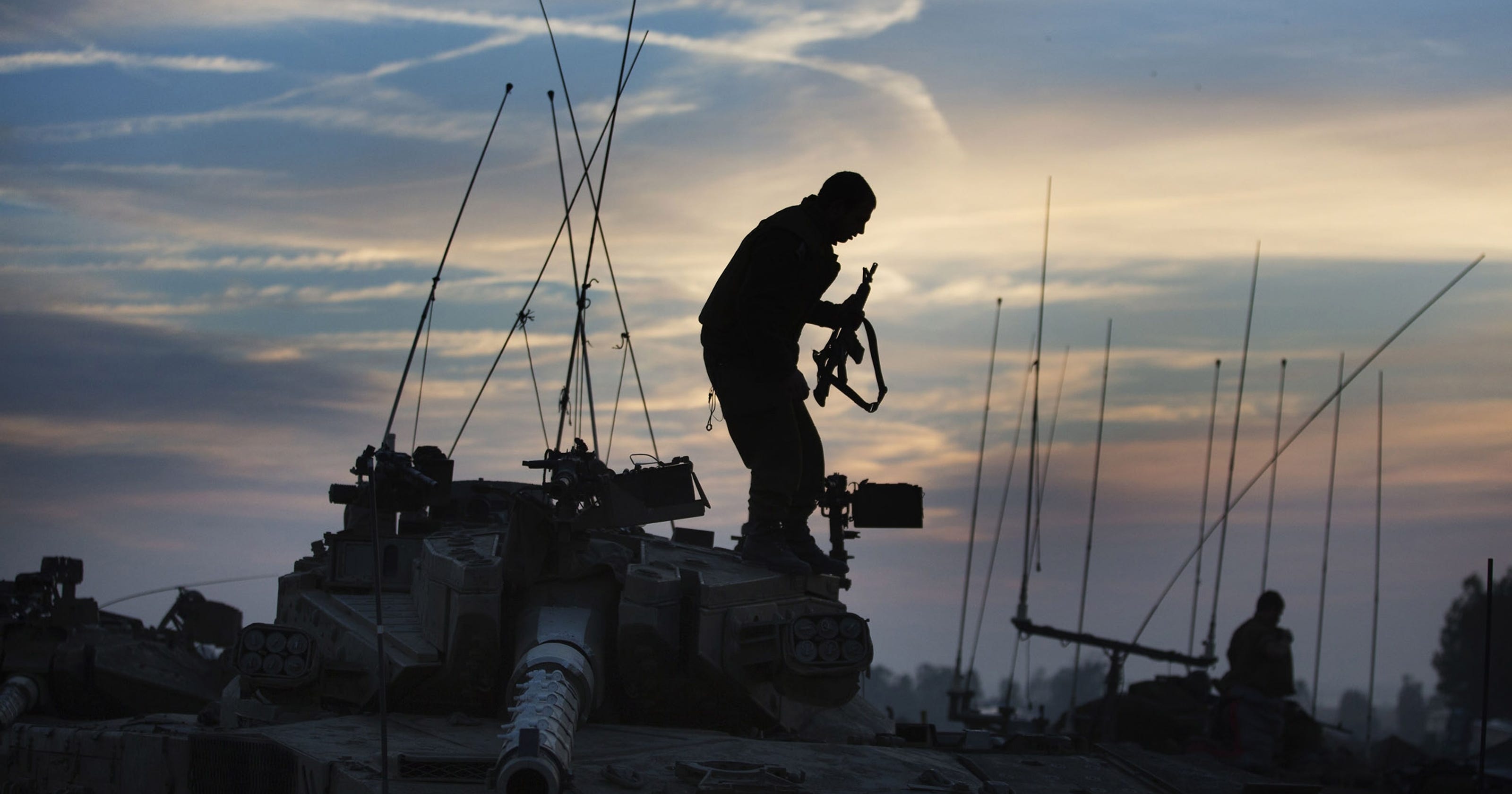 Israeli army, Hamas military tap power of social media Israeli army, Hamas military tap power of social media