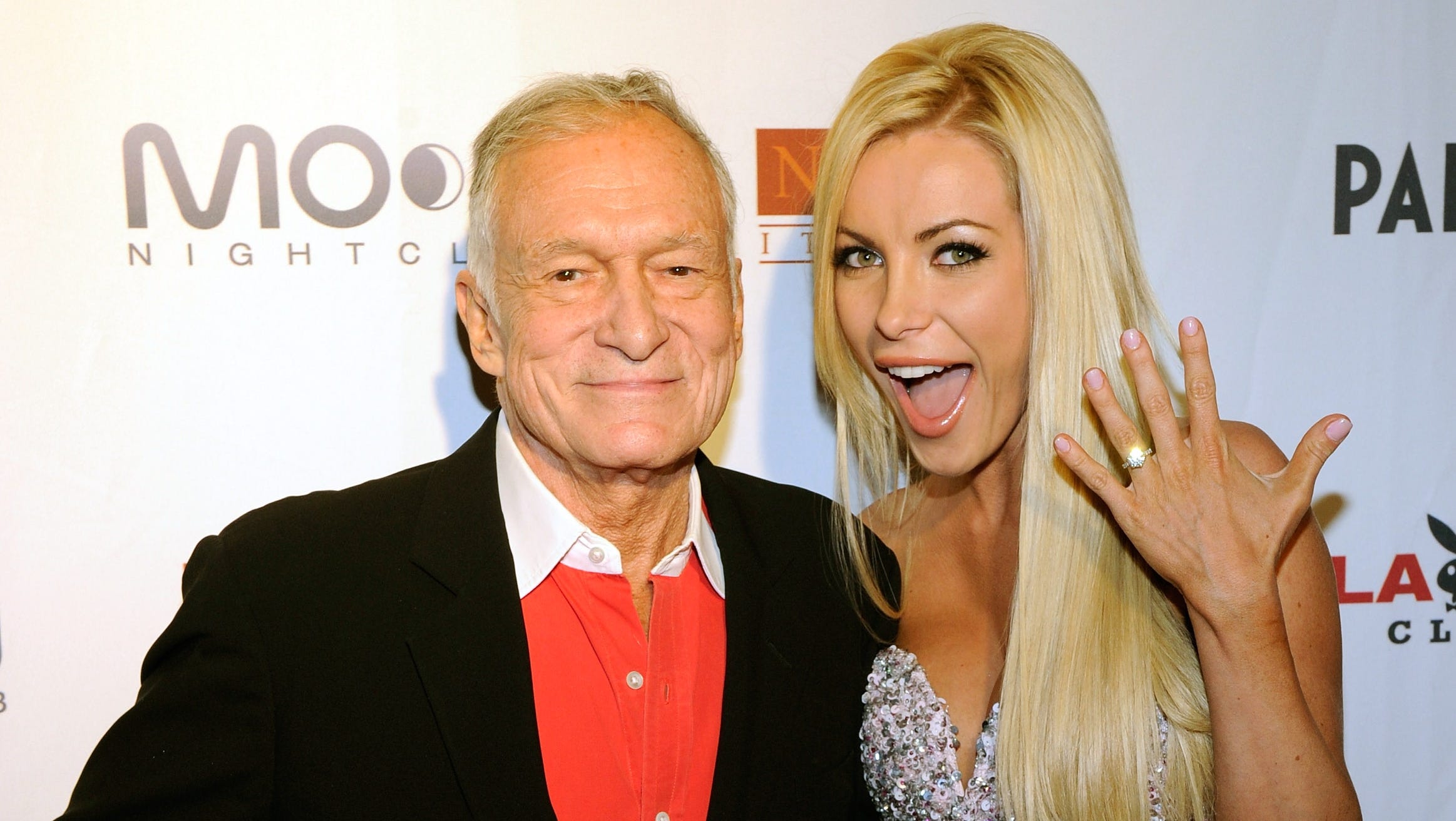 Hugh Hefner to marry Crystal Harris on New Year's Eve?