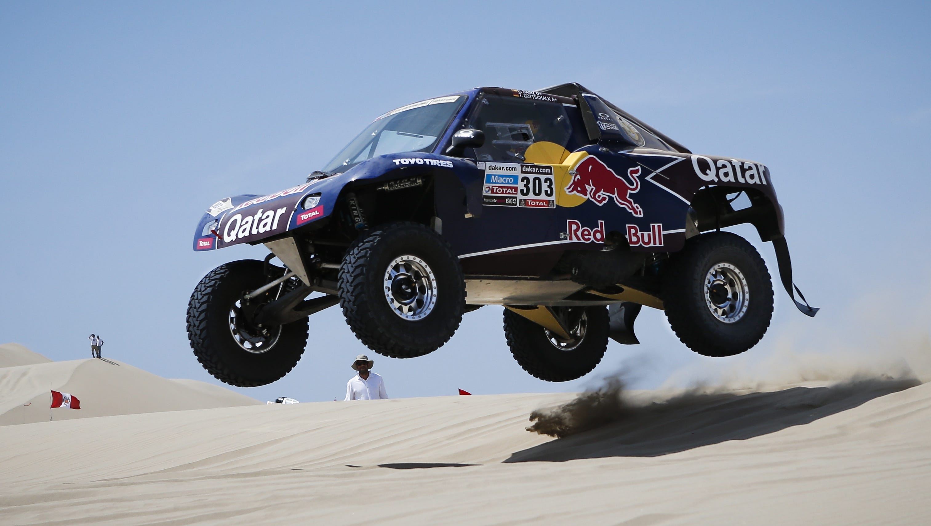 Carlos Sainz wins Dakar Rally's opening stage