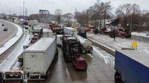 Three dead in multi-vehicle crash in Detroit