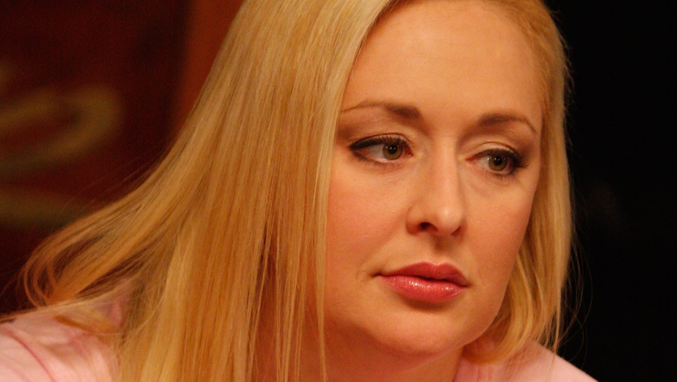 Country singer Mindy McCready dead of apparent suicide