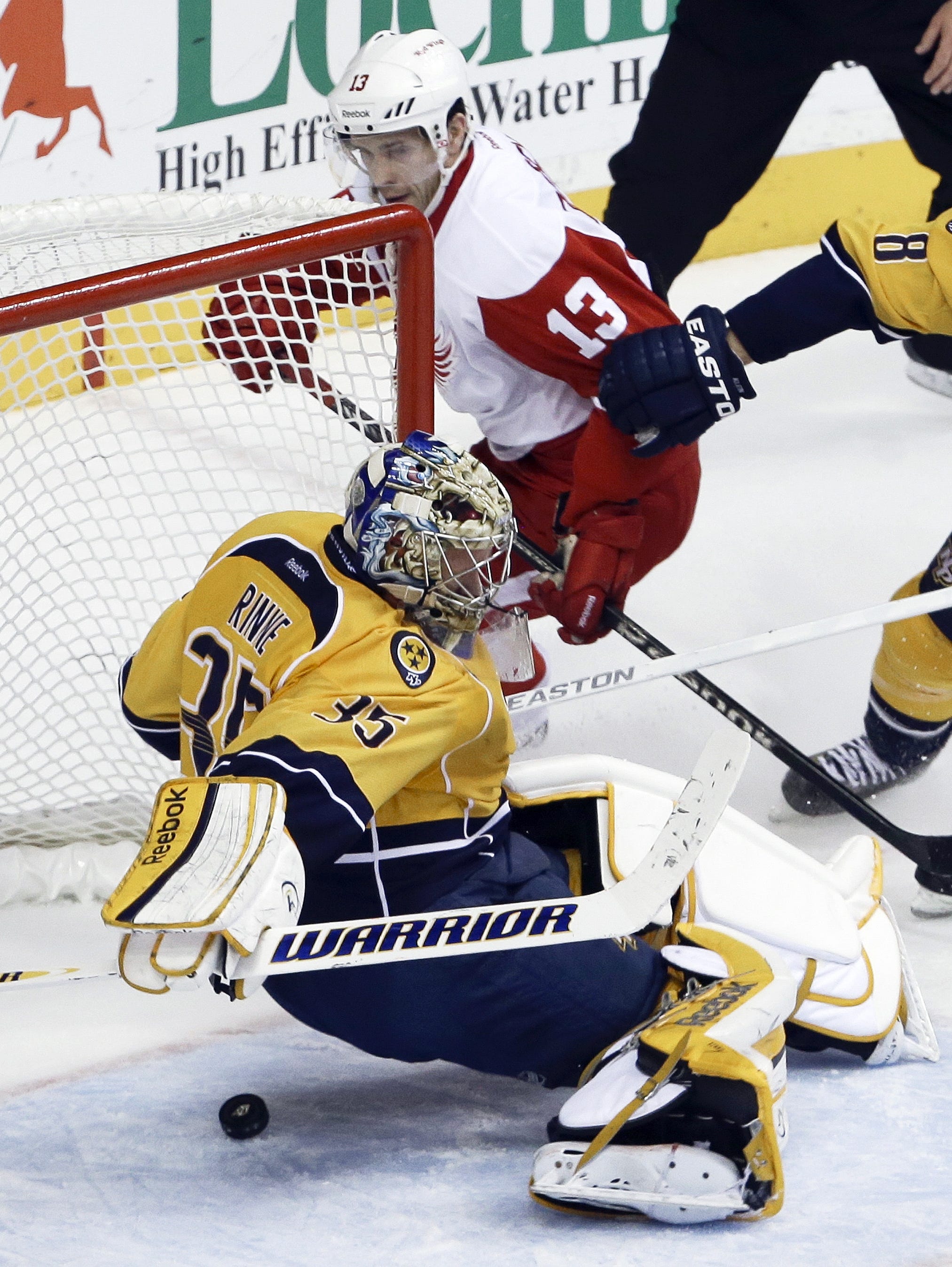 Datsyuk weaves through four players to score (VIDEO)