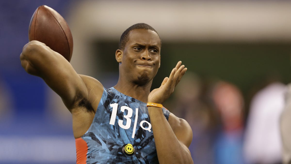 2013-02-25-geno-smith-16_9.jpg?width=1200