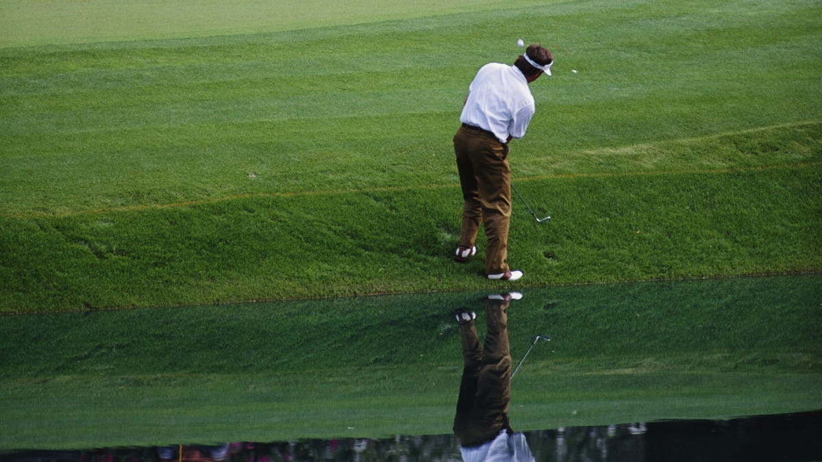 Memorable Masters shots: Fred Couples