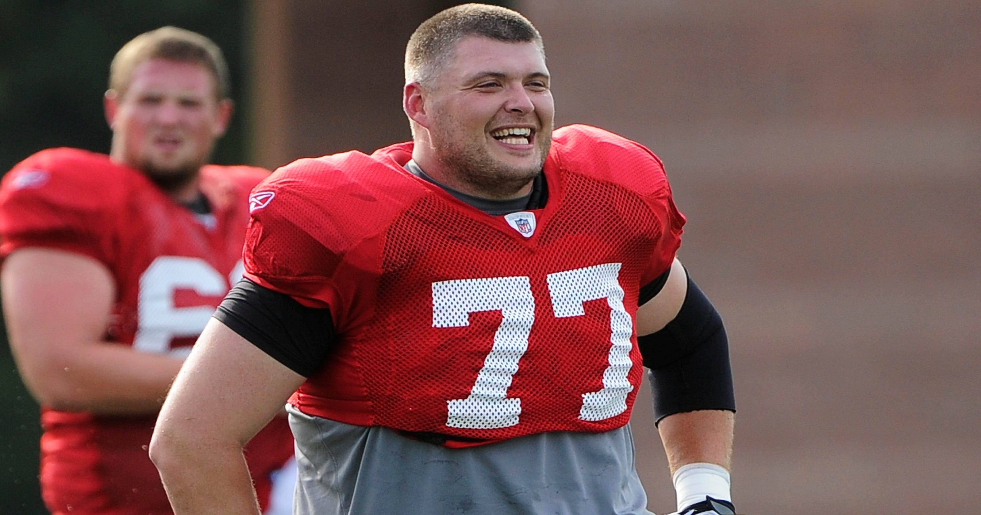 Falcons waive starting offensive tackle Tyson Clabo