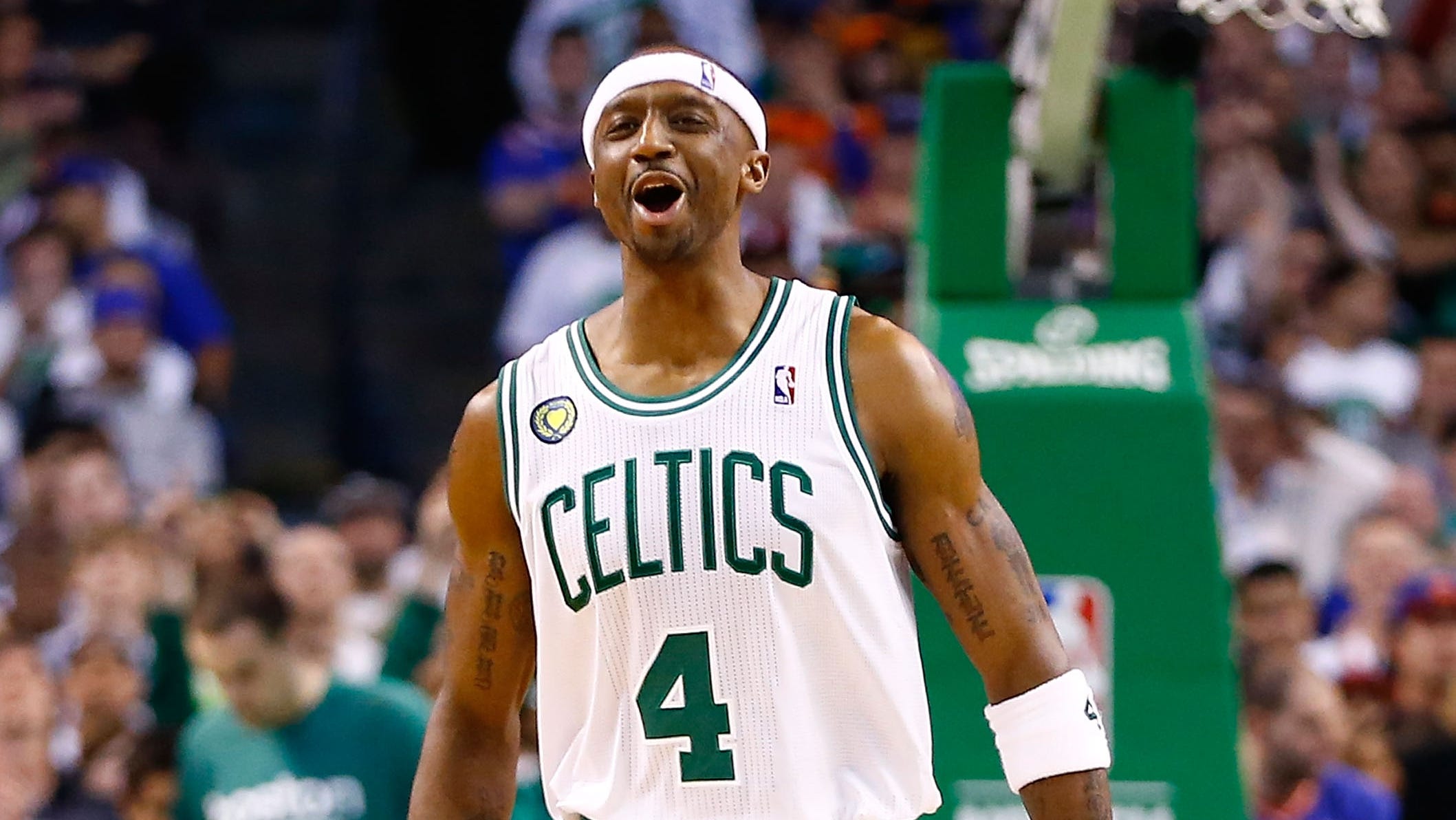 Jason Terry goes off in OT as Celtics survive vs. Knicks