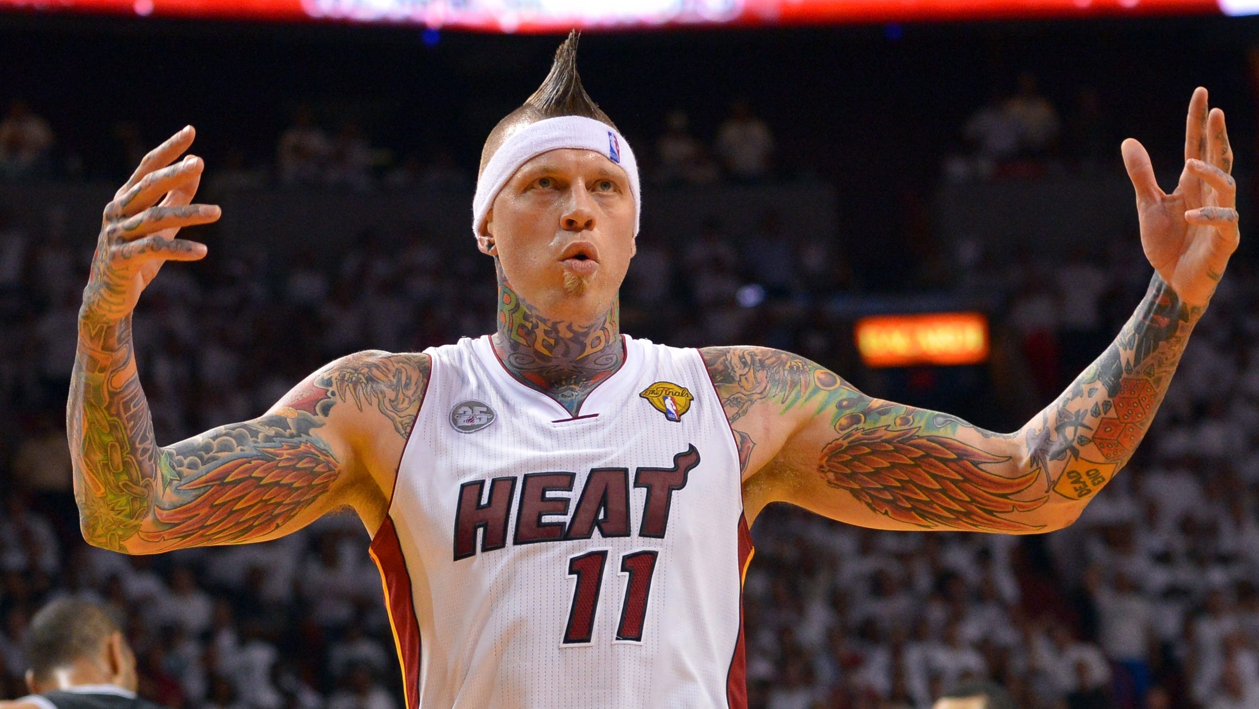 Miami Heat bring back 'Birdman' on one-year contract