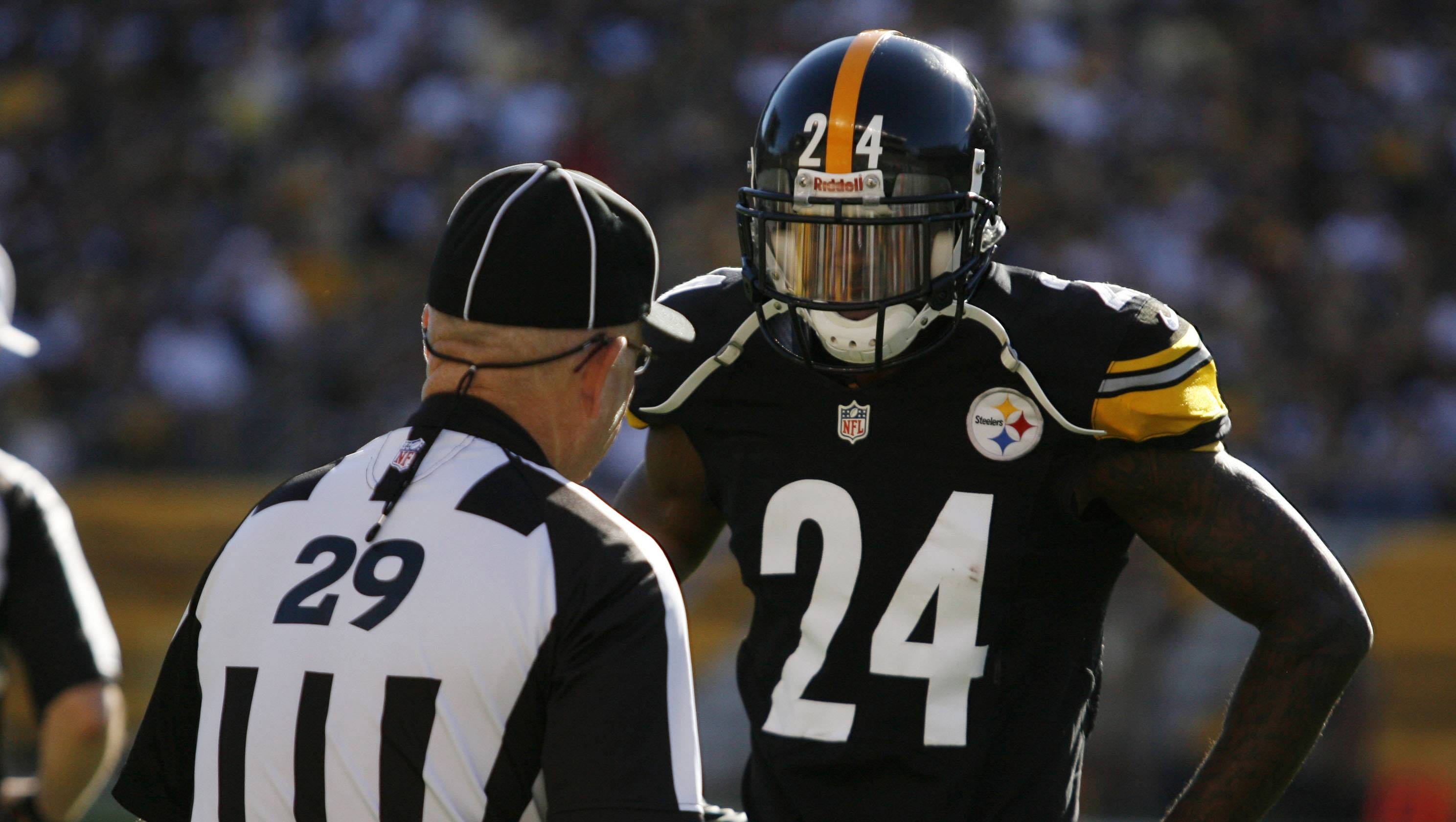 The worst pass interference call you've ever seen (VIDEO)