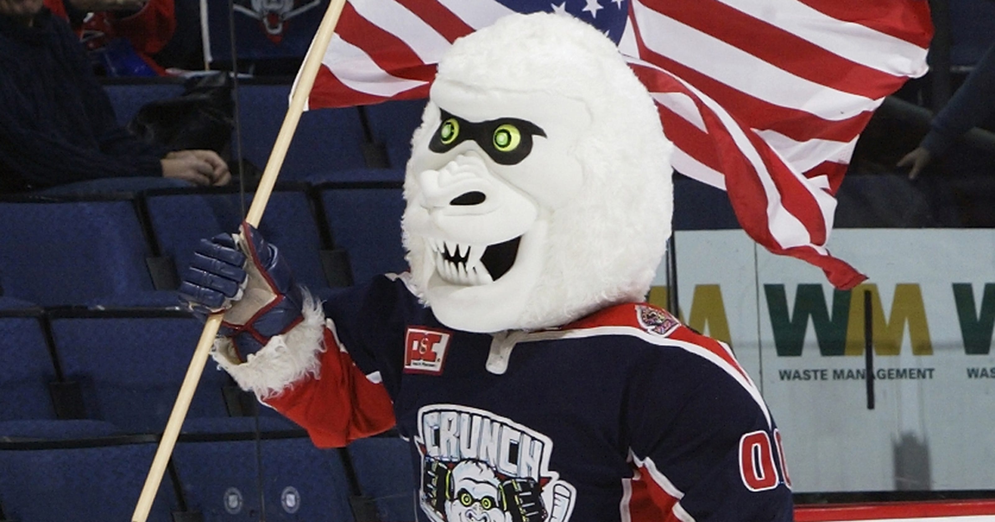 Minor League Hockey Team Seduces Fans With Clever Billboard minor-league-hockey-team-seduces-fans-with-clever-billboard