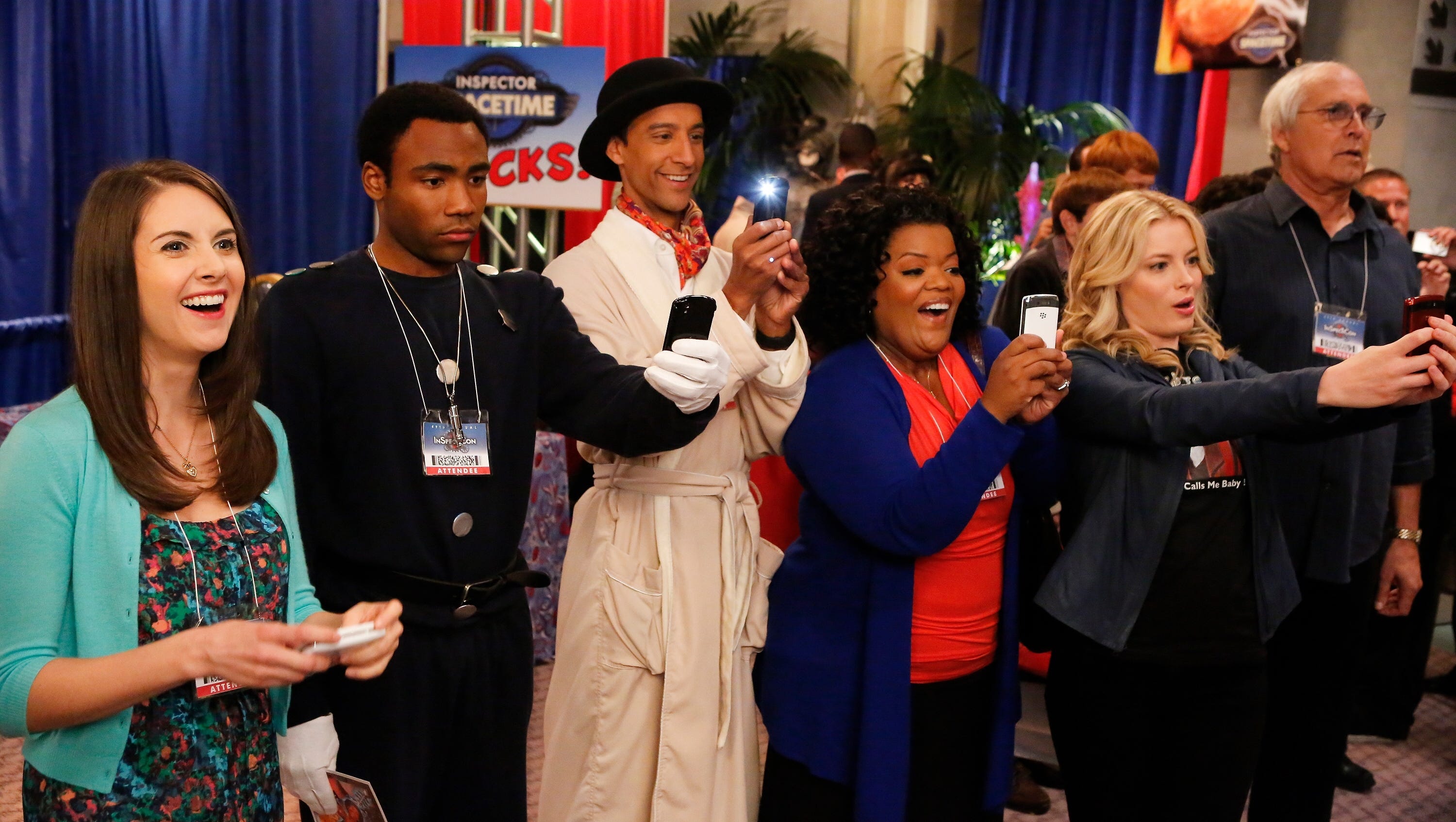 Early Buzz: 'Community,' Oscar stuff and more