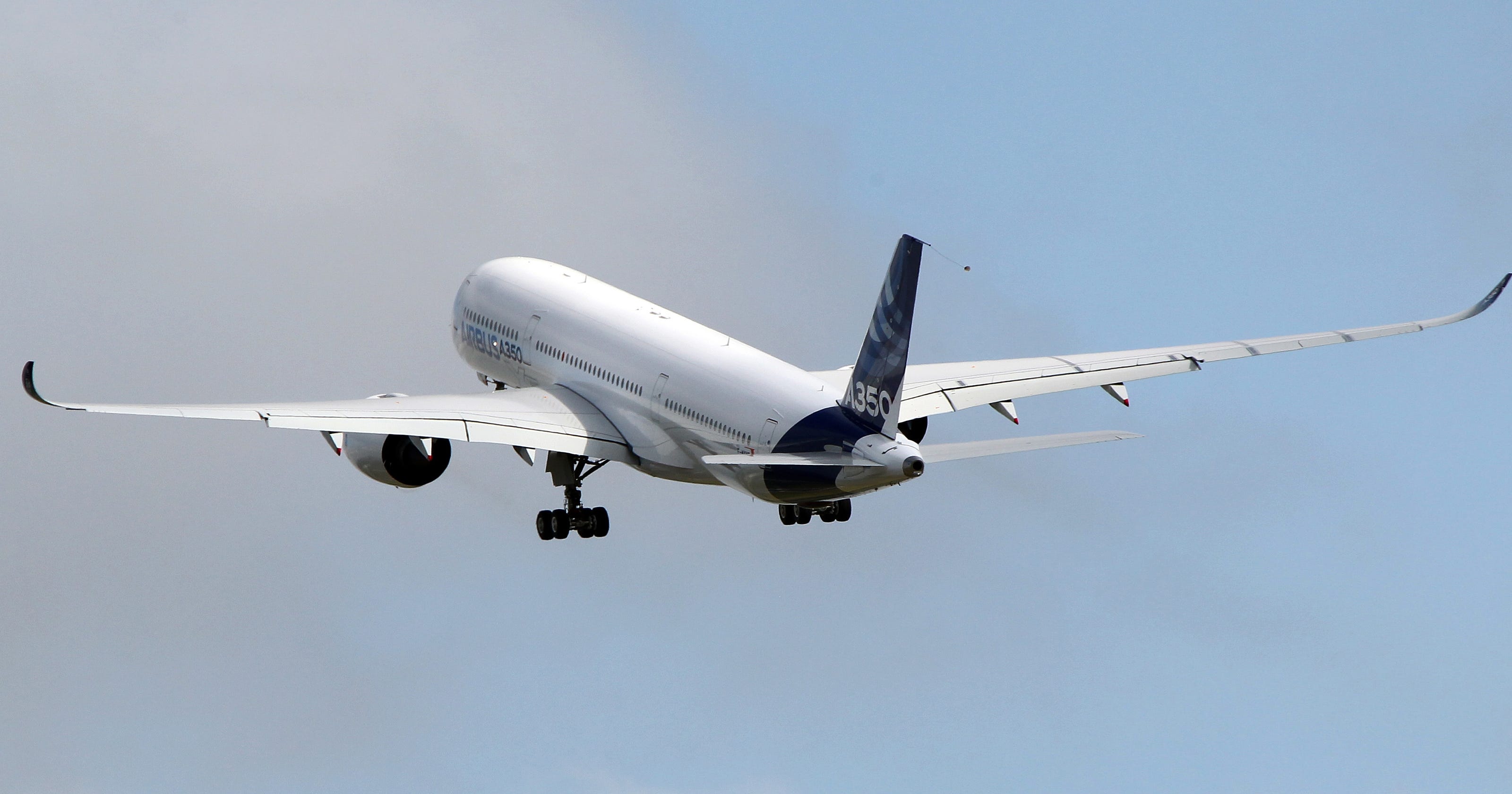 Airbus A350 completes maiden flight