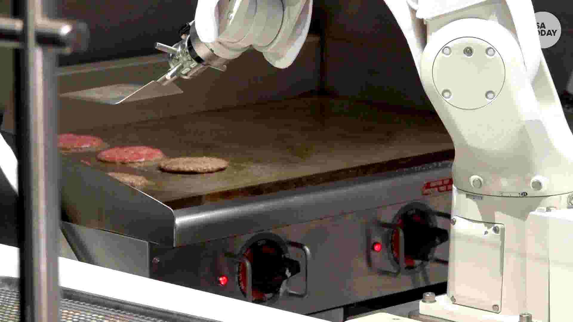 Flippy the burger robot gets call to the majors