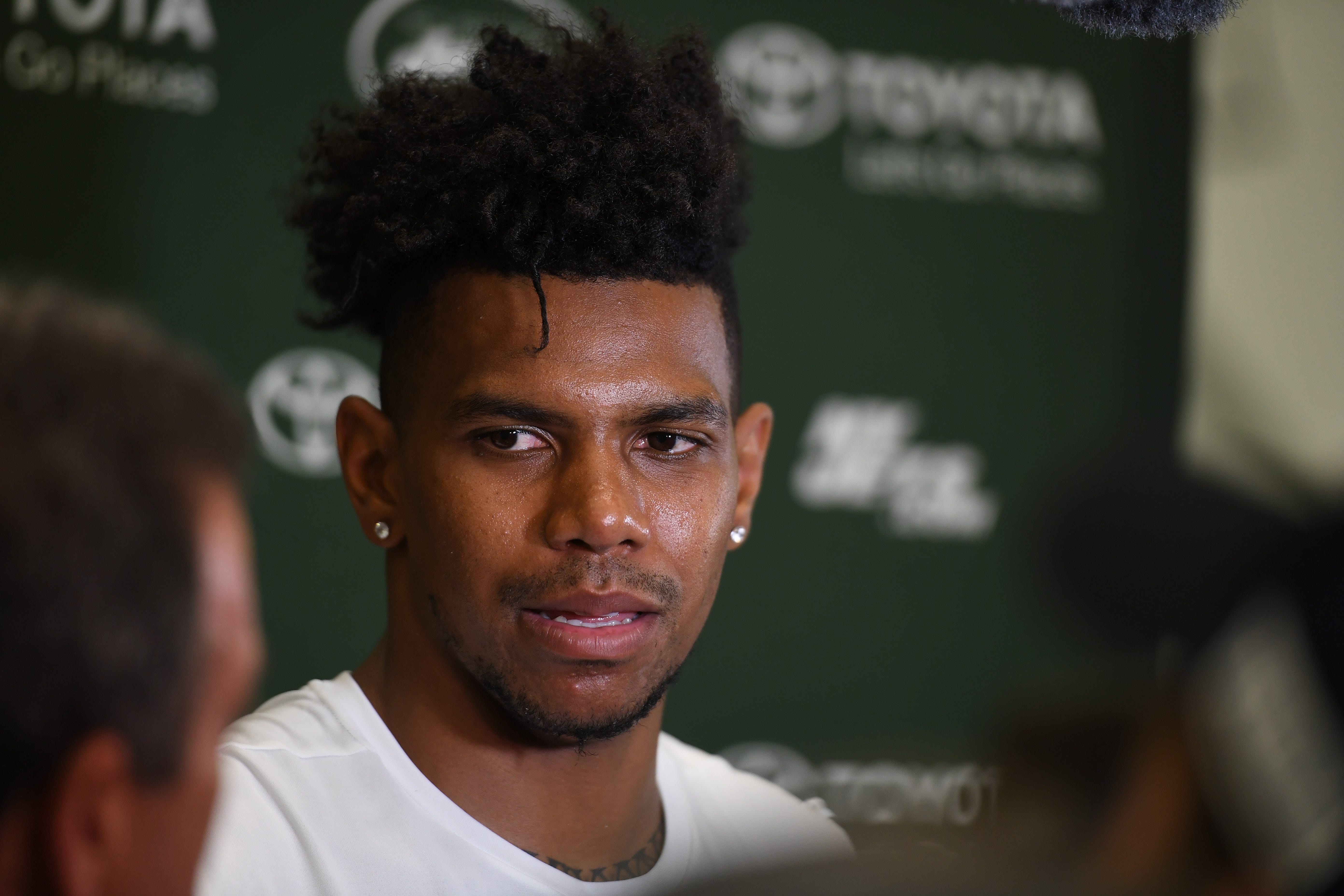 NY Jets' Terrelle Pryor broke his ankle in spring workouts