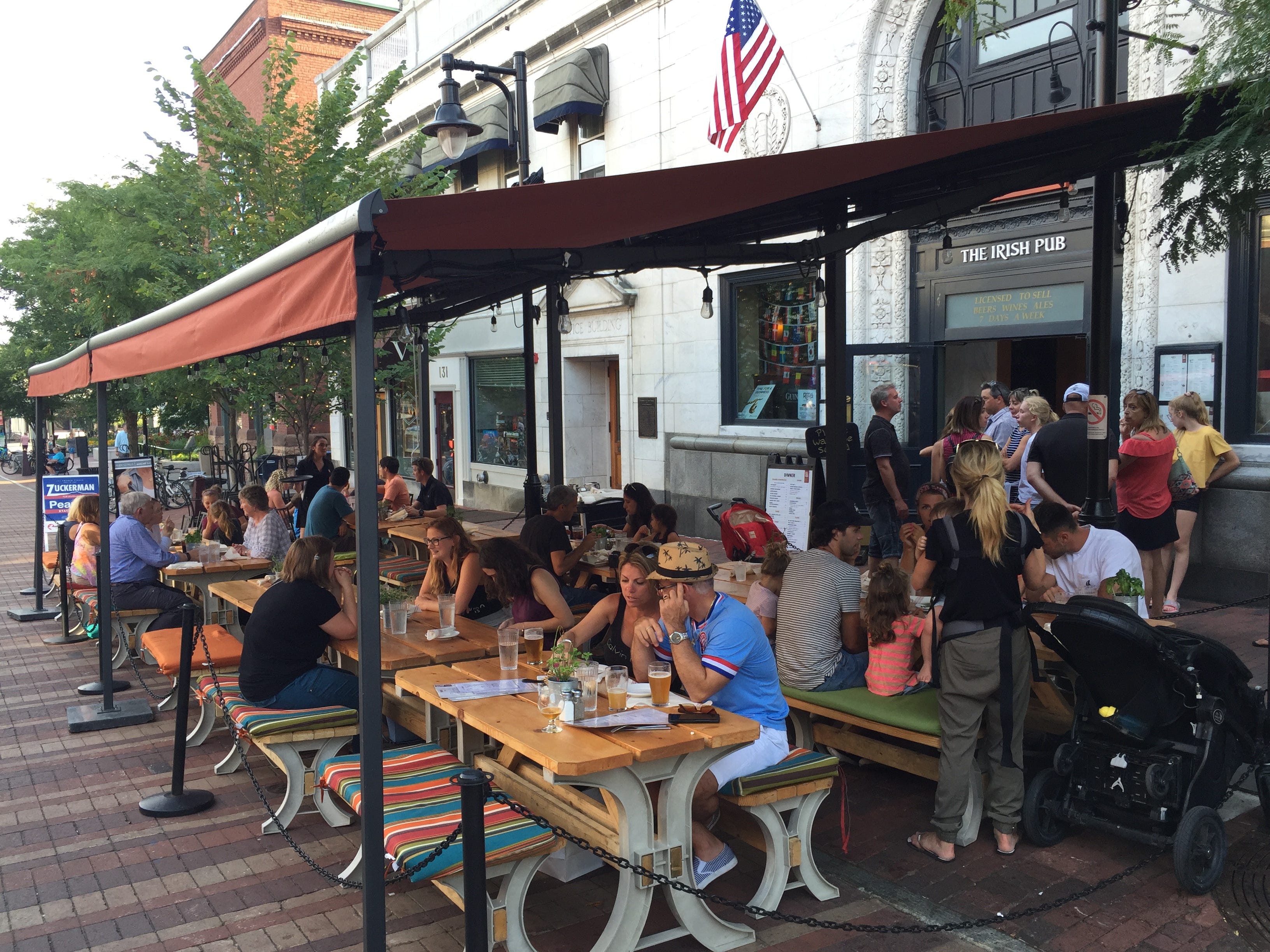 Burlington bars, restaurants with great outdoor patios