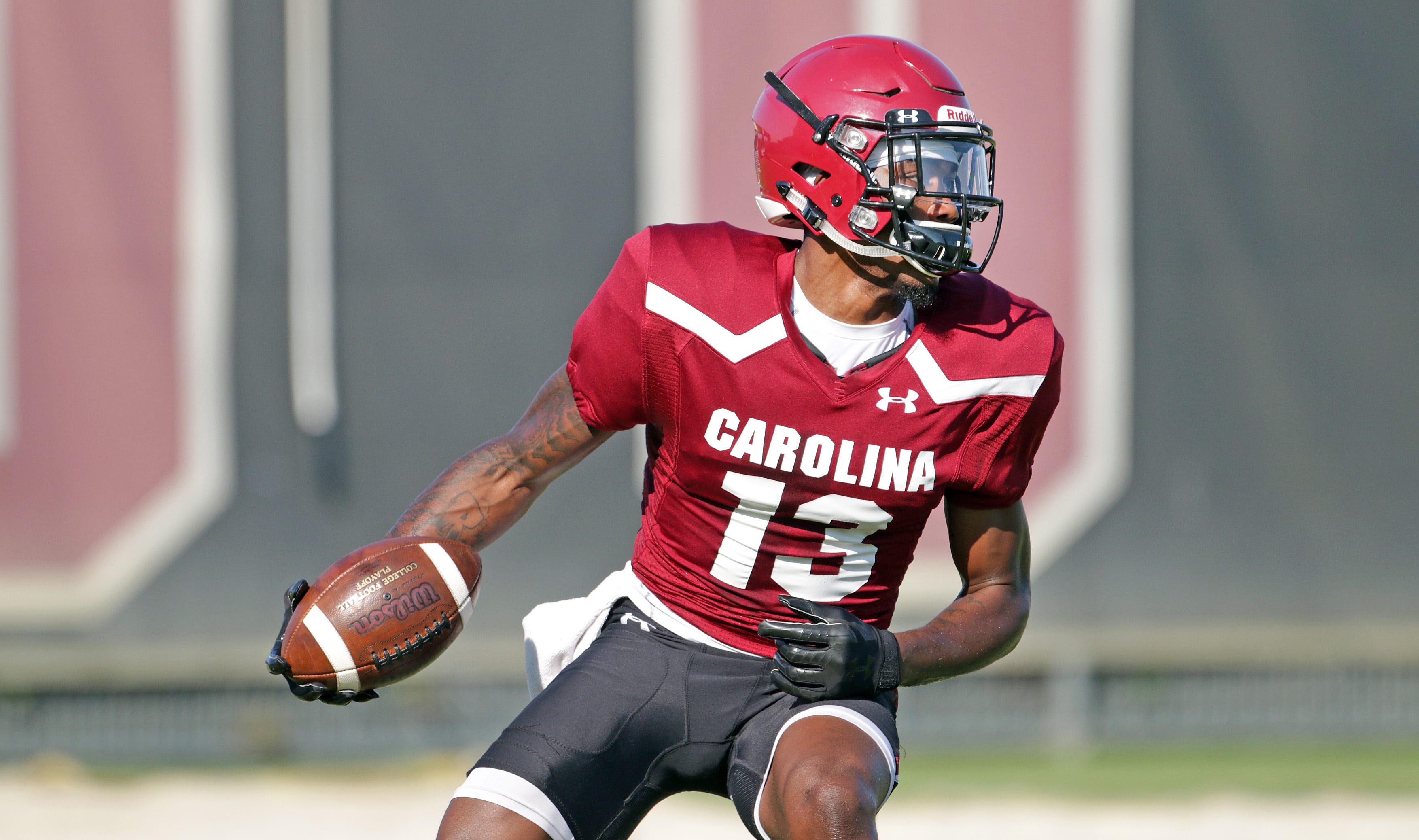 Tennessee football vs. South Carolina: Collin Hill leads Gamecocks