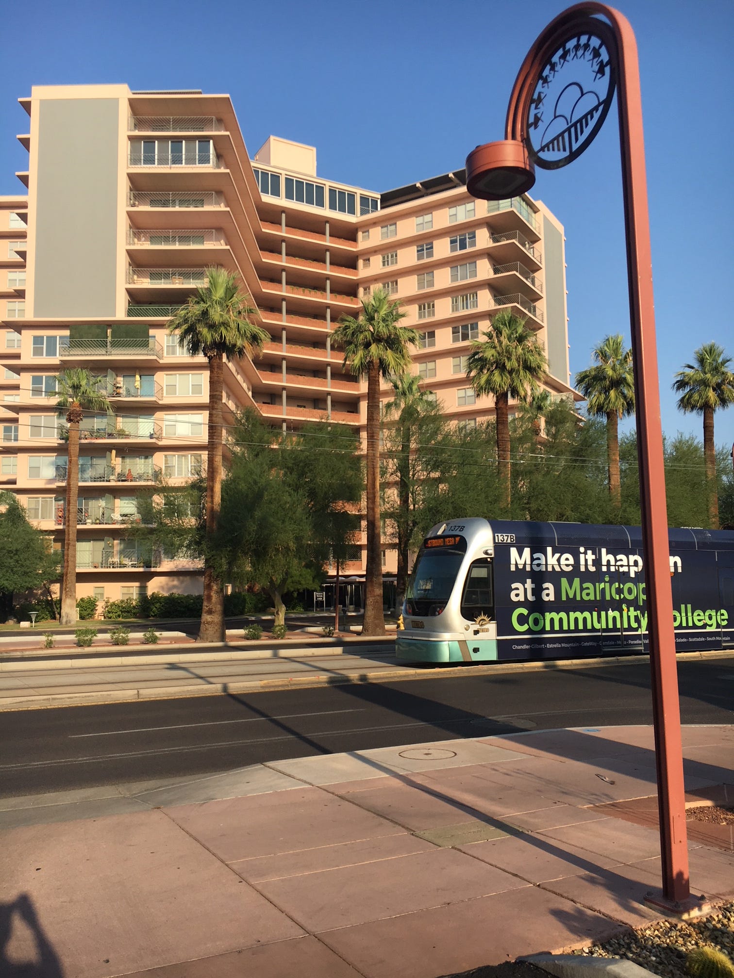 Phoenix Towers: Arizona's first high-rise residences, by Del E. Webb