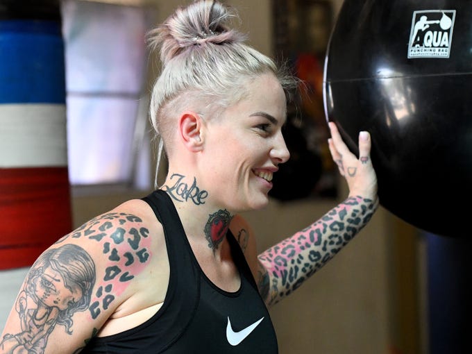 Meet female bare-knuckle boxer Bec Rawlings