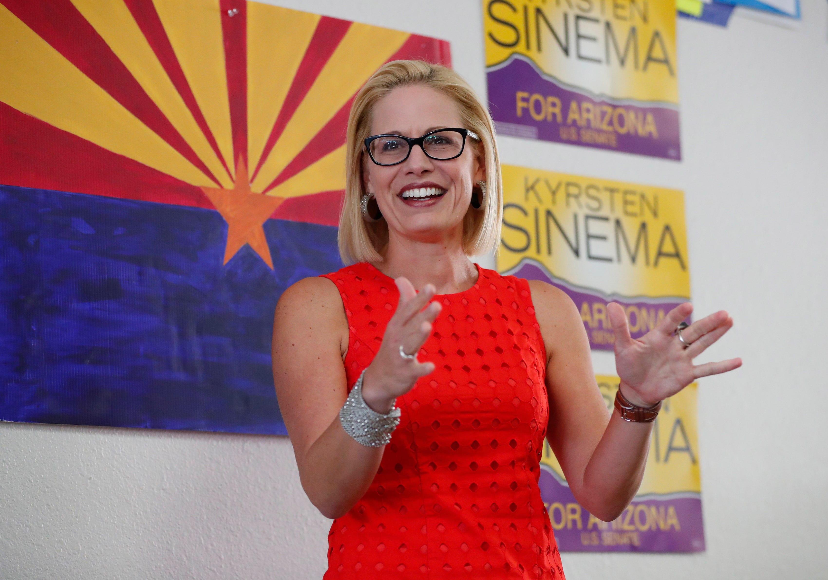 Midterms In Arizonas Senate Race Can Kyrsten Sinema Or Martha
