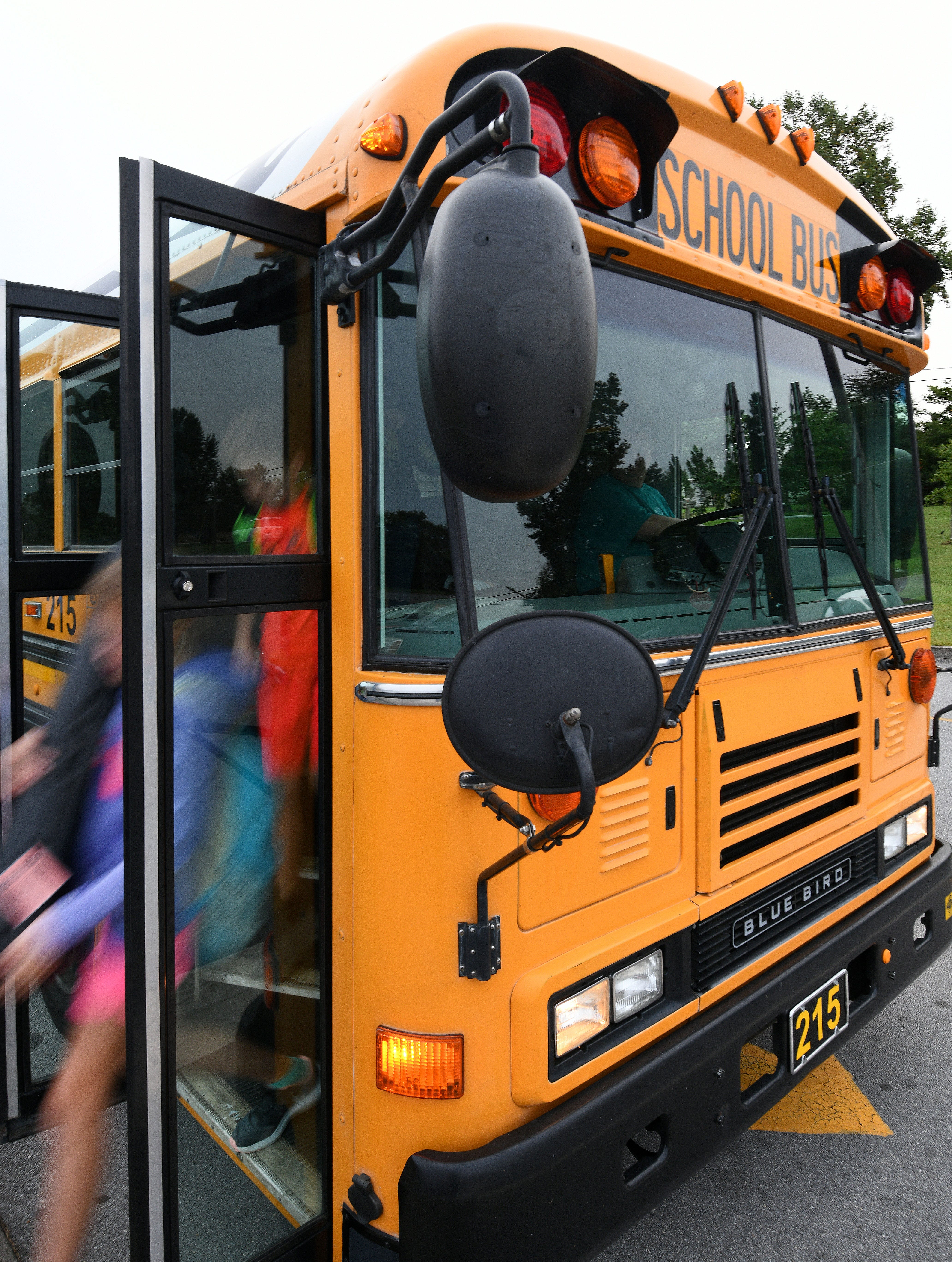 Knox County bus driver shortage leads to chronic delays at 4 schools