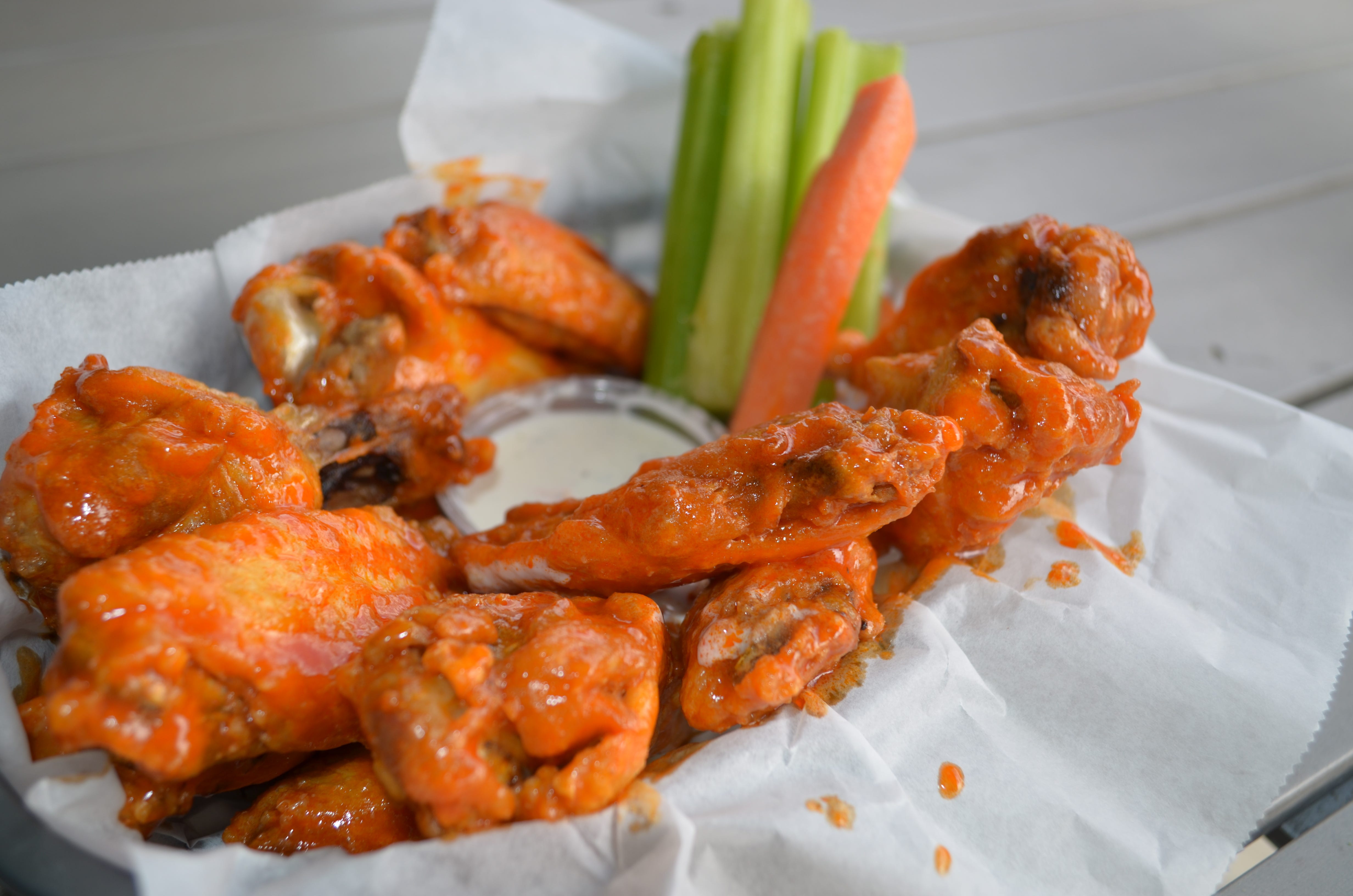 Southern restaurant Saucy Chicken opens in Crosstown Concourse