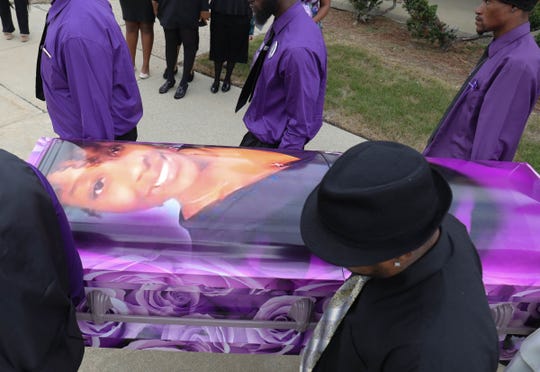 Funeral held for Warren high school stabbing victim