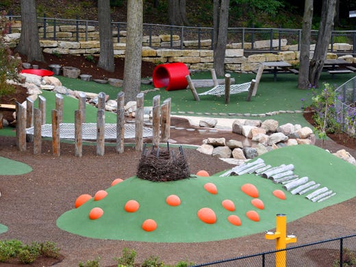 Midland Canopy Walk puts people up among the trees
