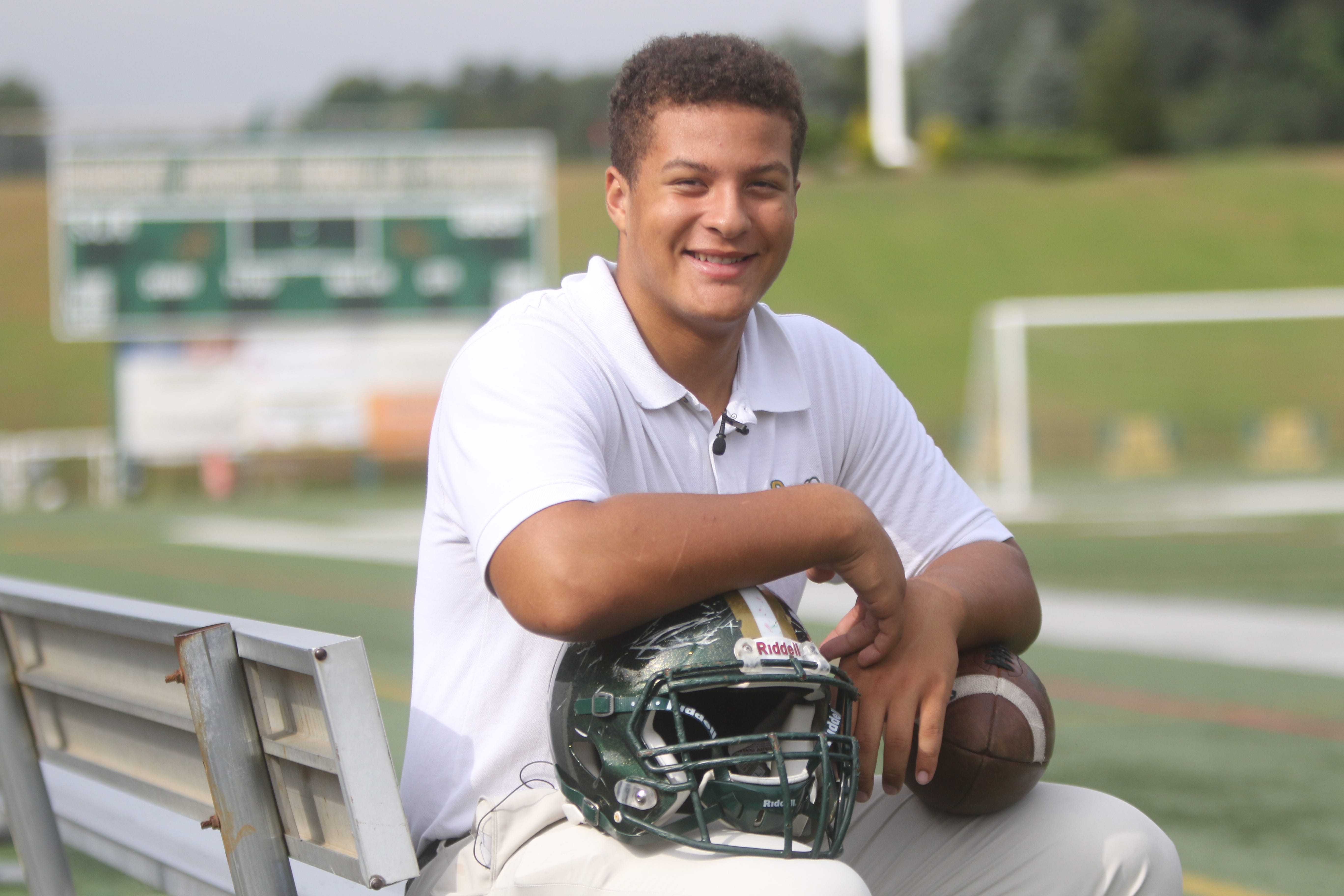 NJ football: Name no big deal for Notre Dame bound Howard Cross III