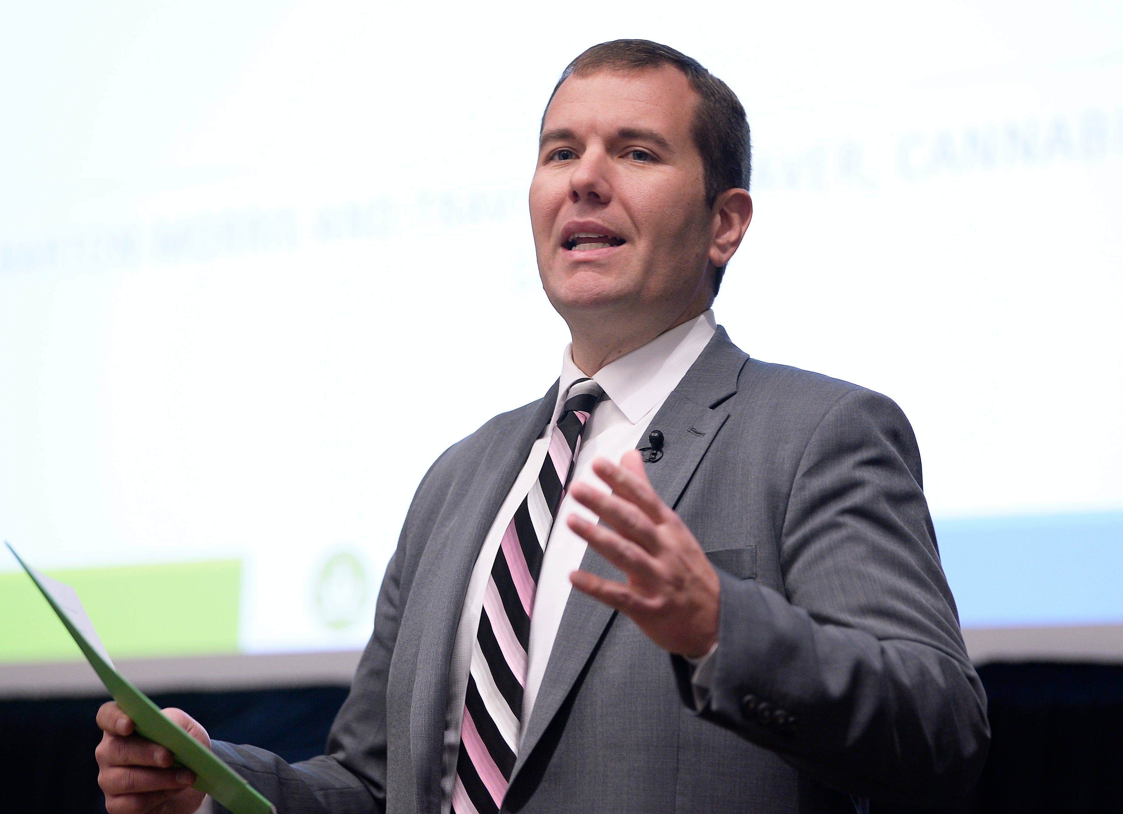 Michigan's top marijuana industry regulator leaving his post