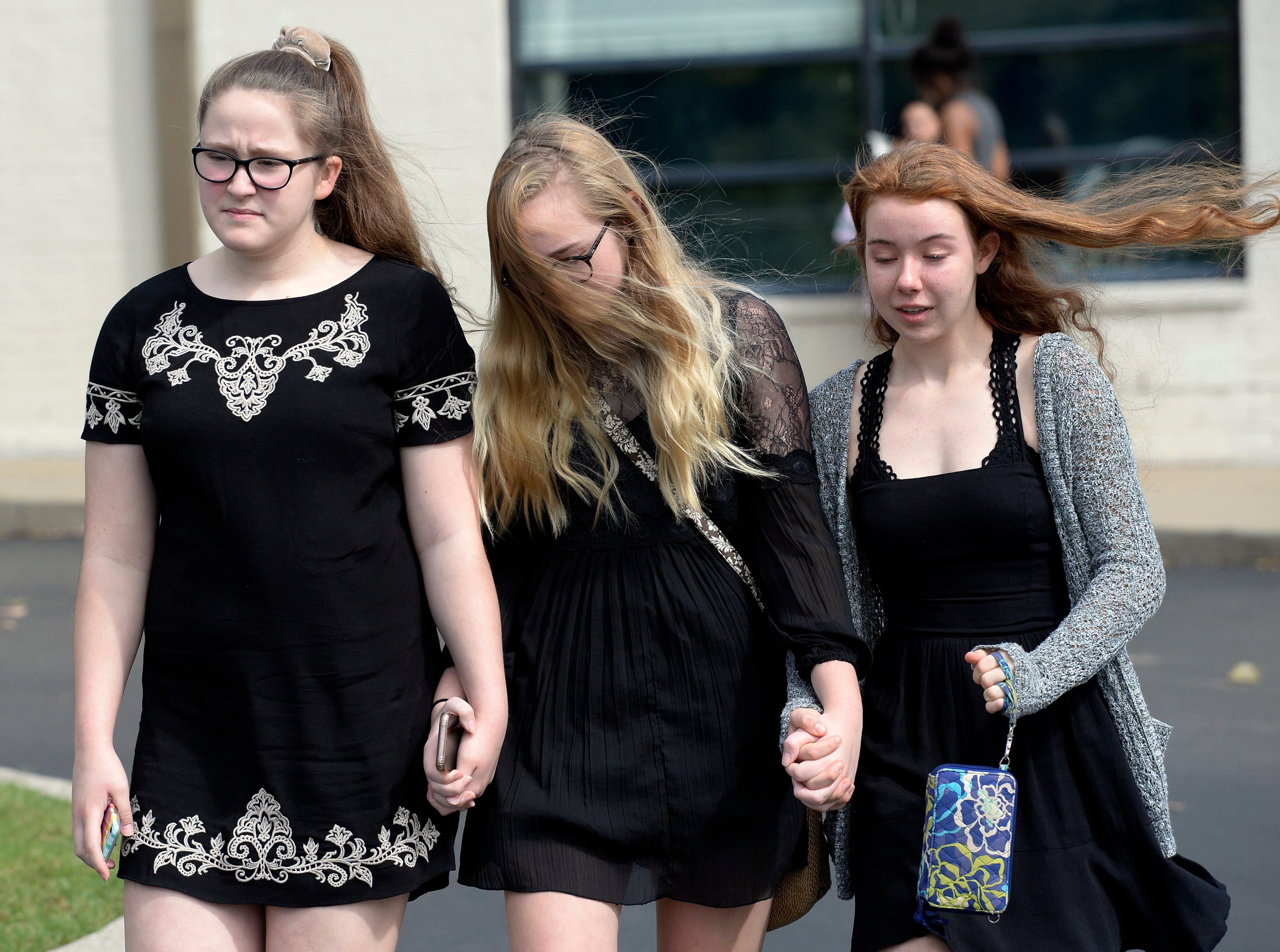 Brentwood High football player Lucas Davis died from alcohol poisoning