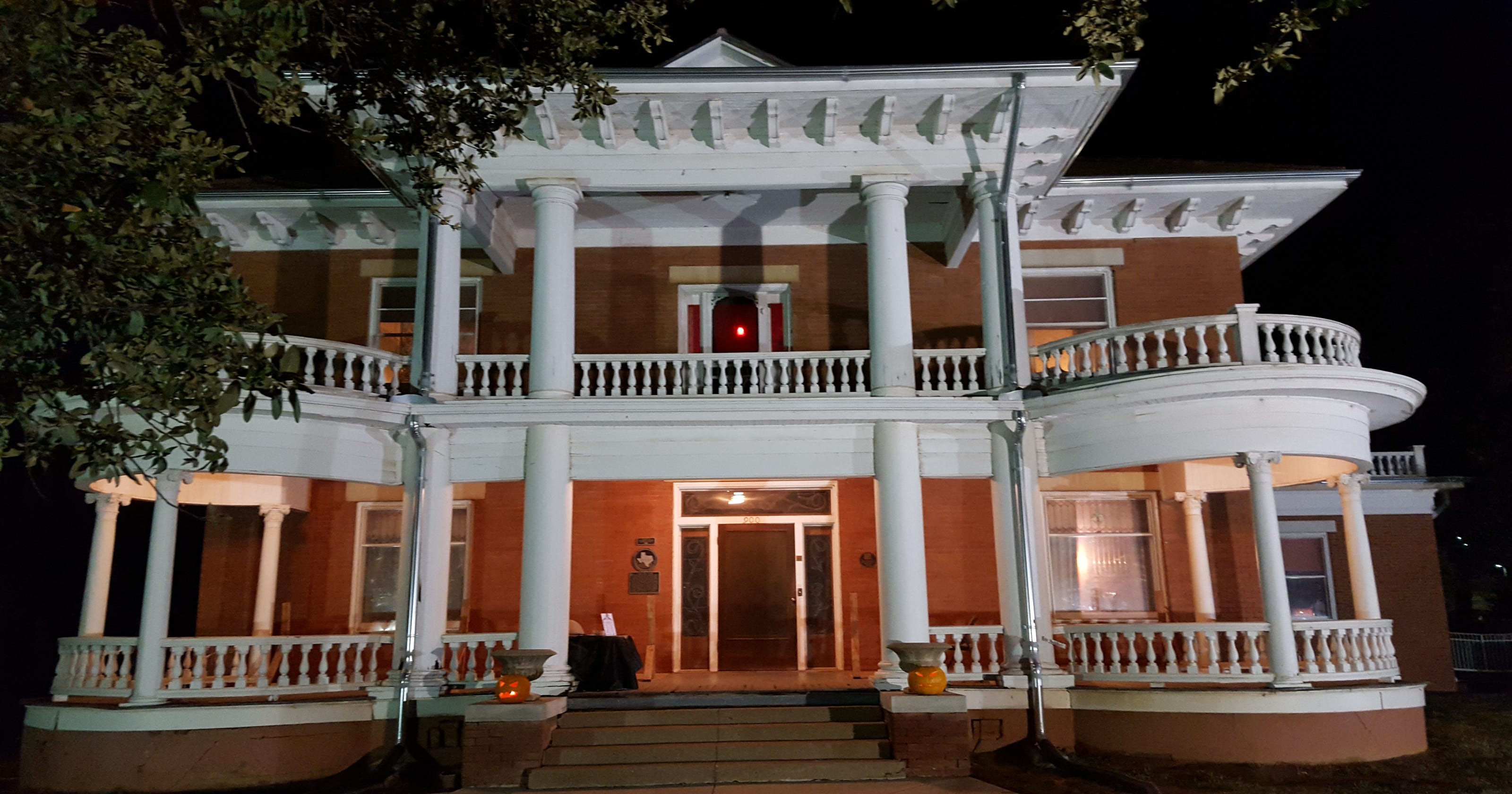Kell House Haunted Tours and Victorian Séance in Wichita Falls.
