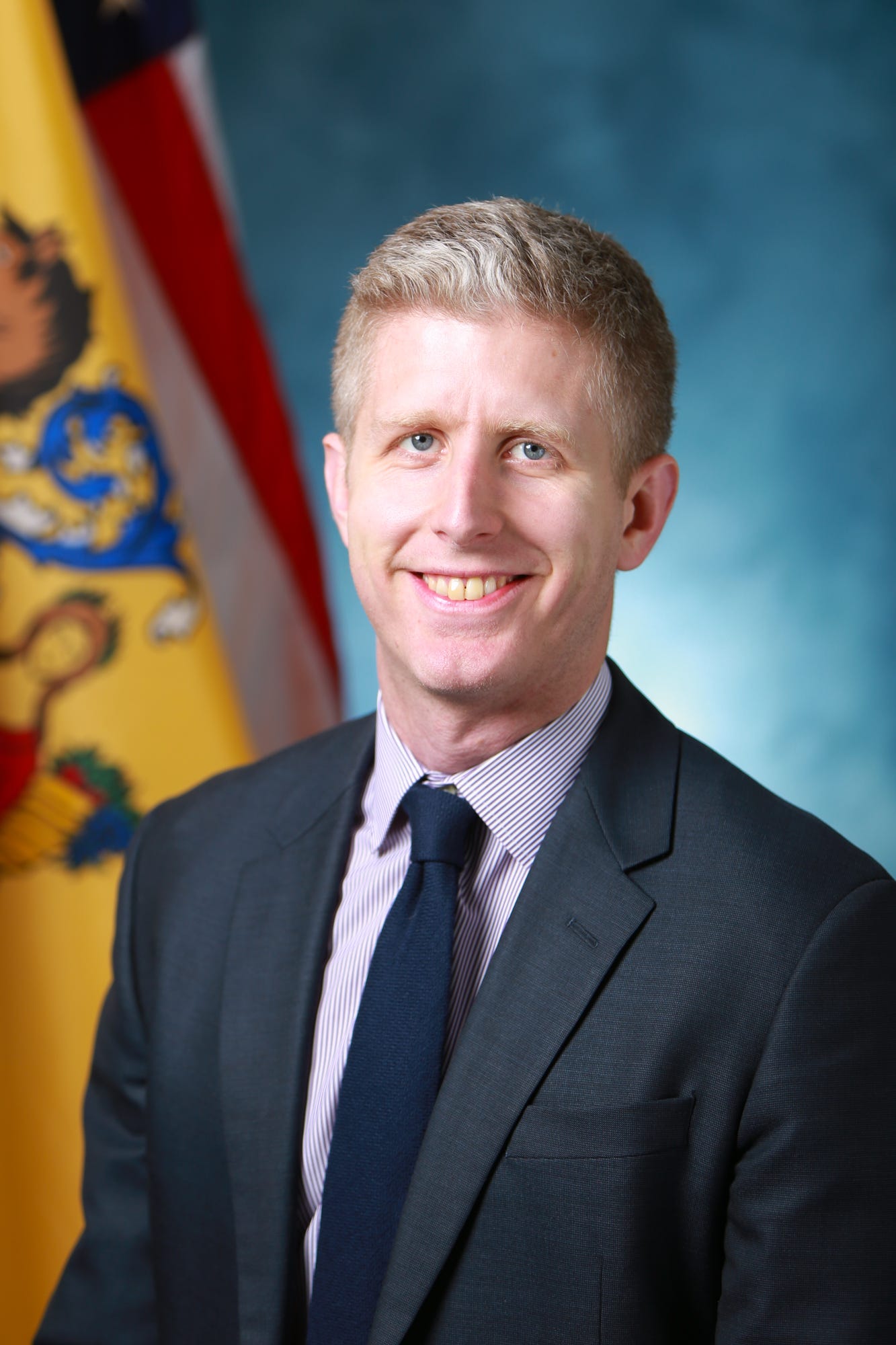 Ethical questions raised as Murphy extends reach at Port Authority