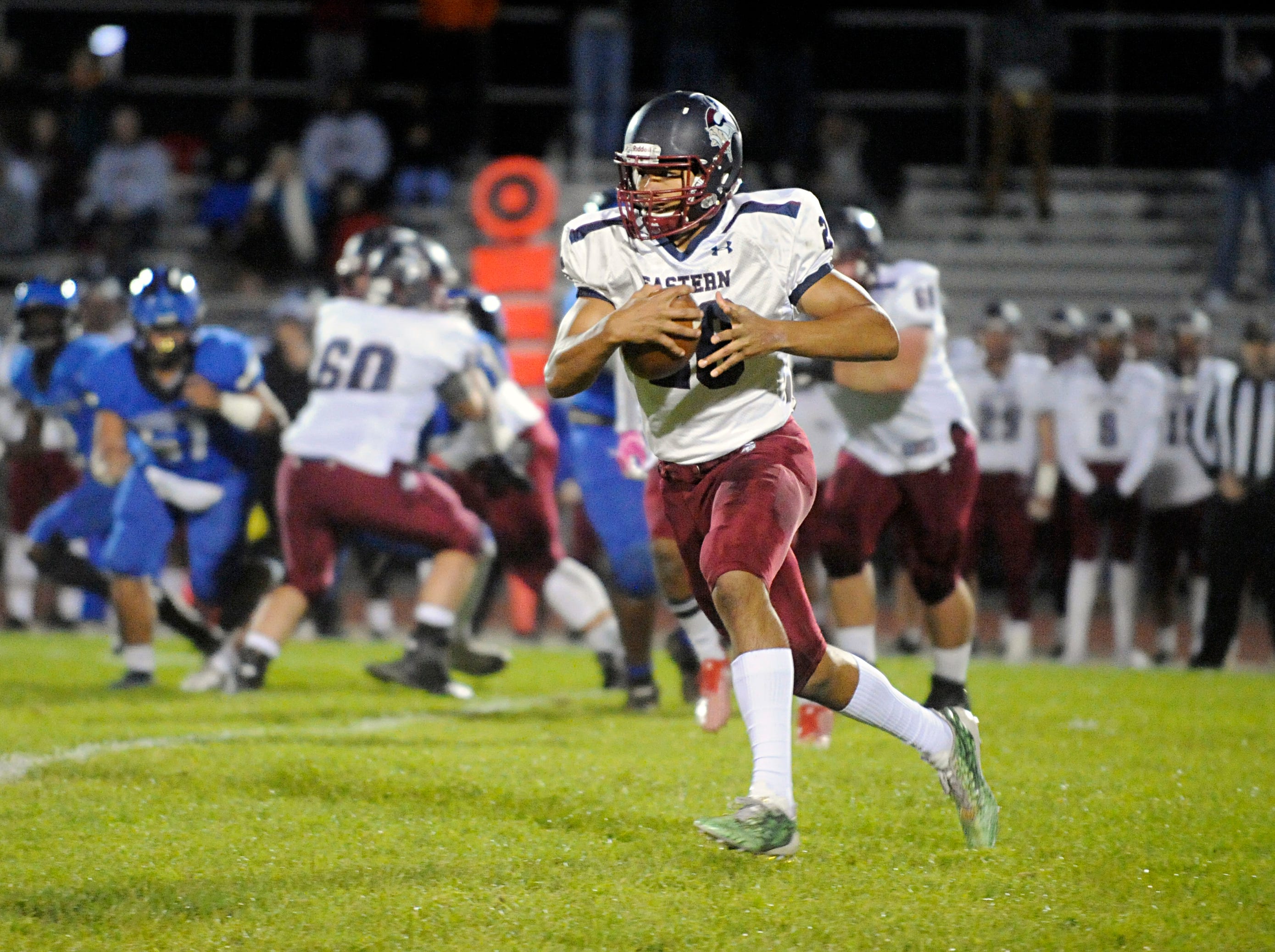 H.S. football: Eastern survives dogfight to extend winning streak
